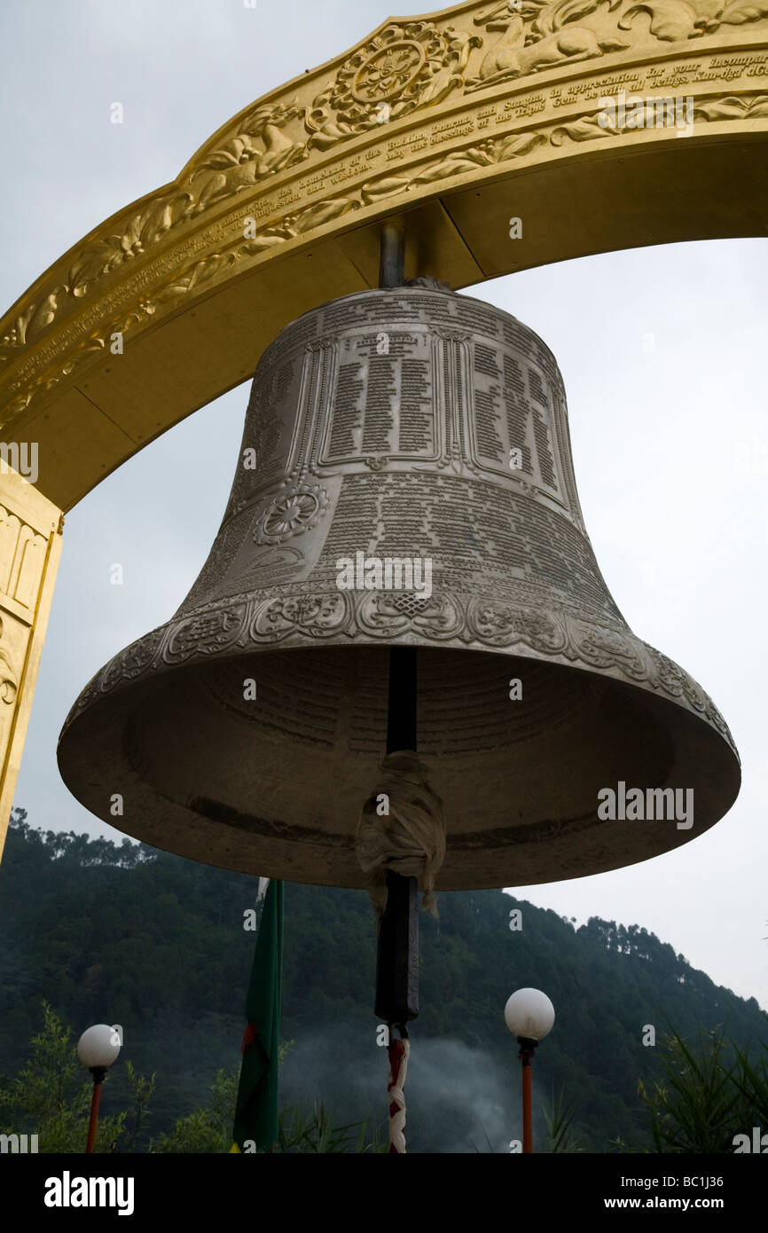 Large temple bell of the Tso-Pema Ogyen Heru-kai Nyingmapa Gompa ...