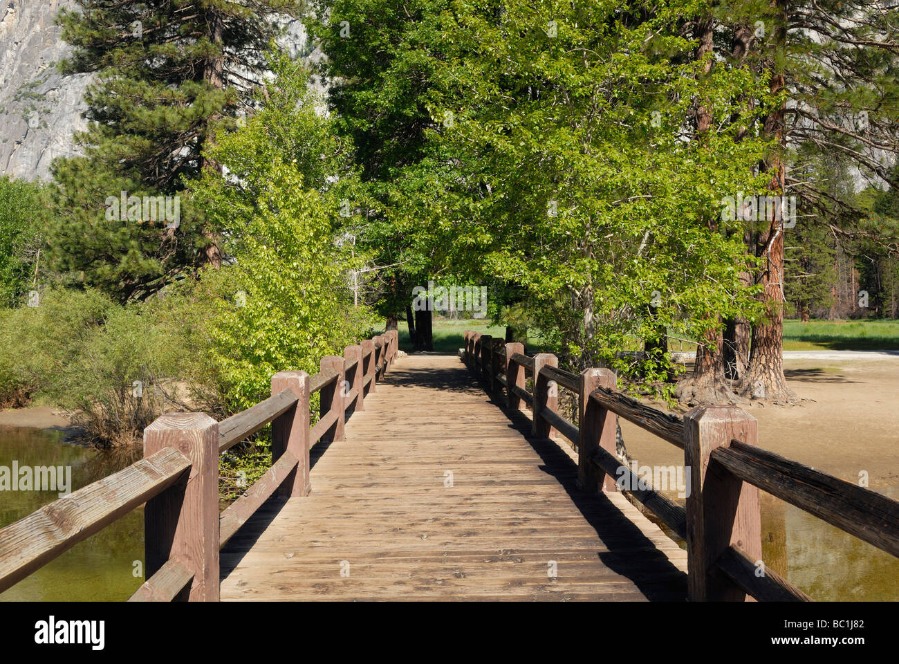 Bridge over Merced River in Yosemite Valley, California Stock Photo - Alamy