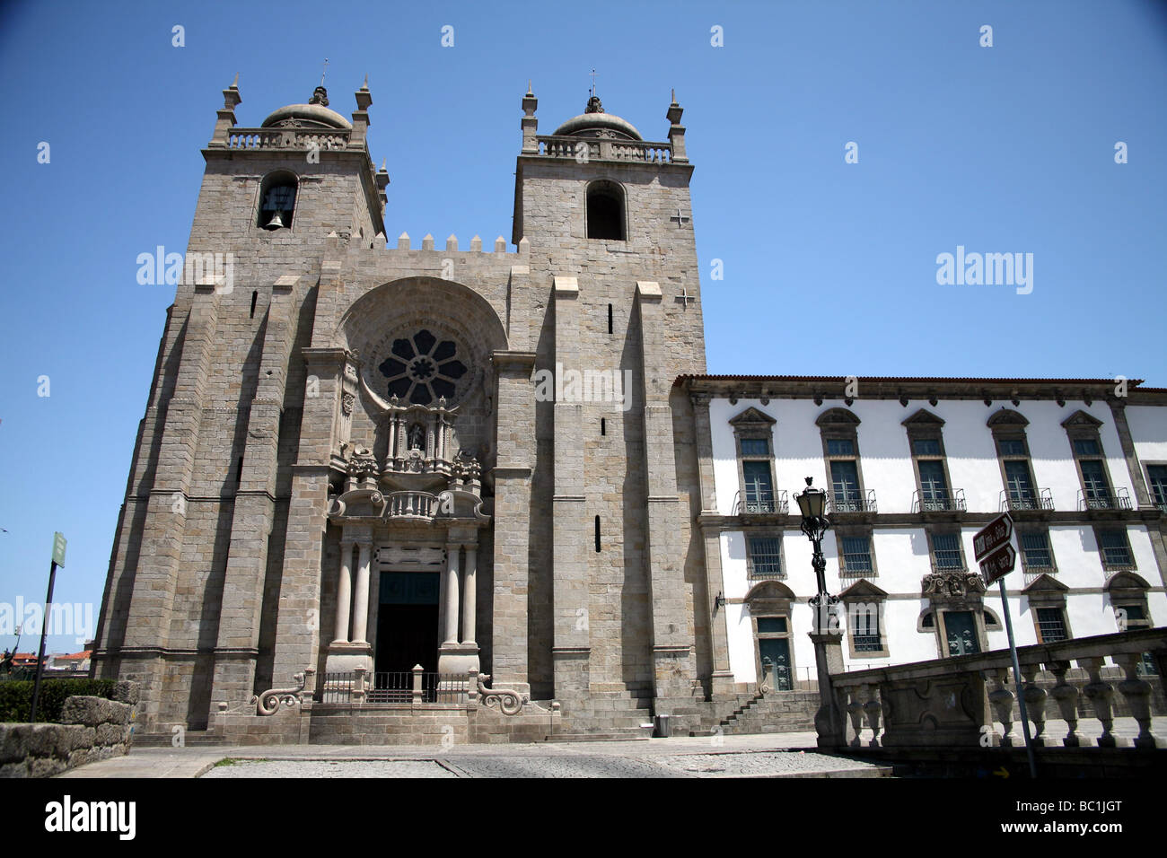 The Sé Cathedral Porto Stock Photo - Alamy