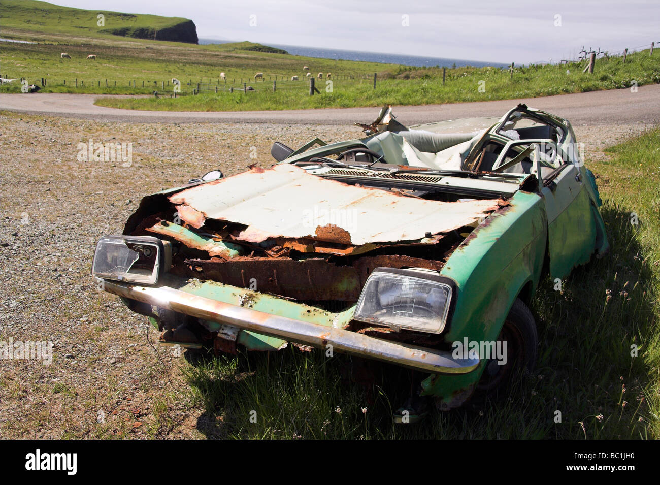 Wrecked car, Ardmore Point, Waternish Peninsula, Isle of Skye, Inner ...