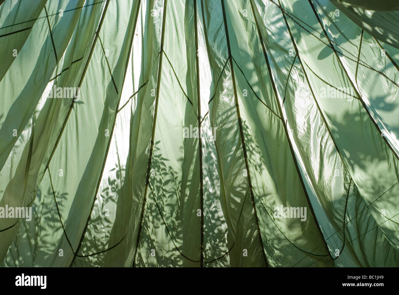 Parachute canopy hi-res stock photography and images - Alamy