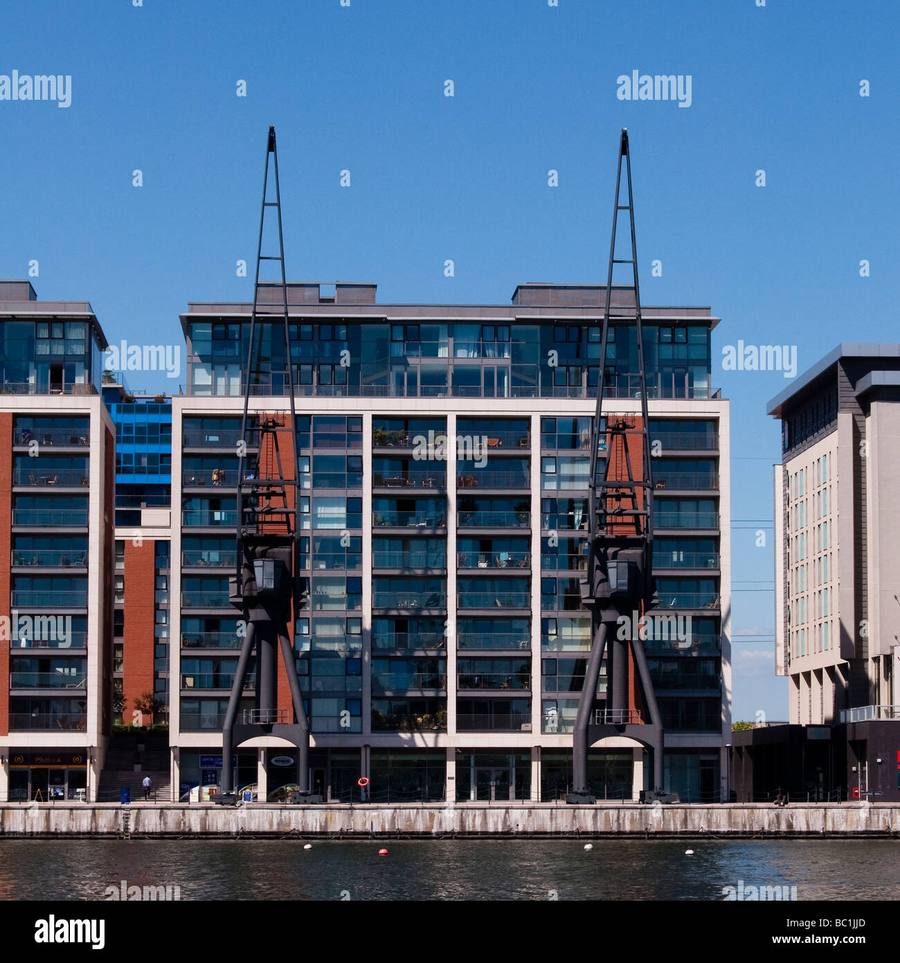 Silvertown quays hi-res stock photography and images - Alamy