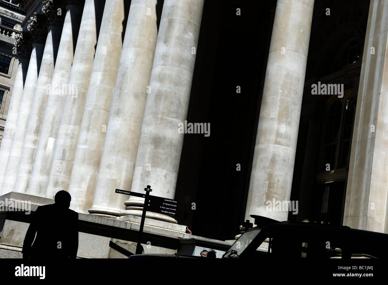 Guardian royal exchange assurance hi-res stock photography and images ...