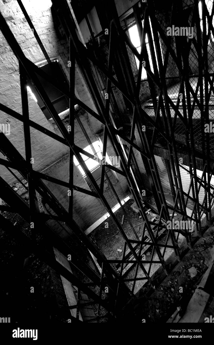 Old fashioned lift Black and White Stock Photos & Images - Alamy