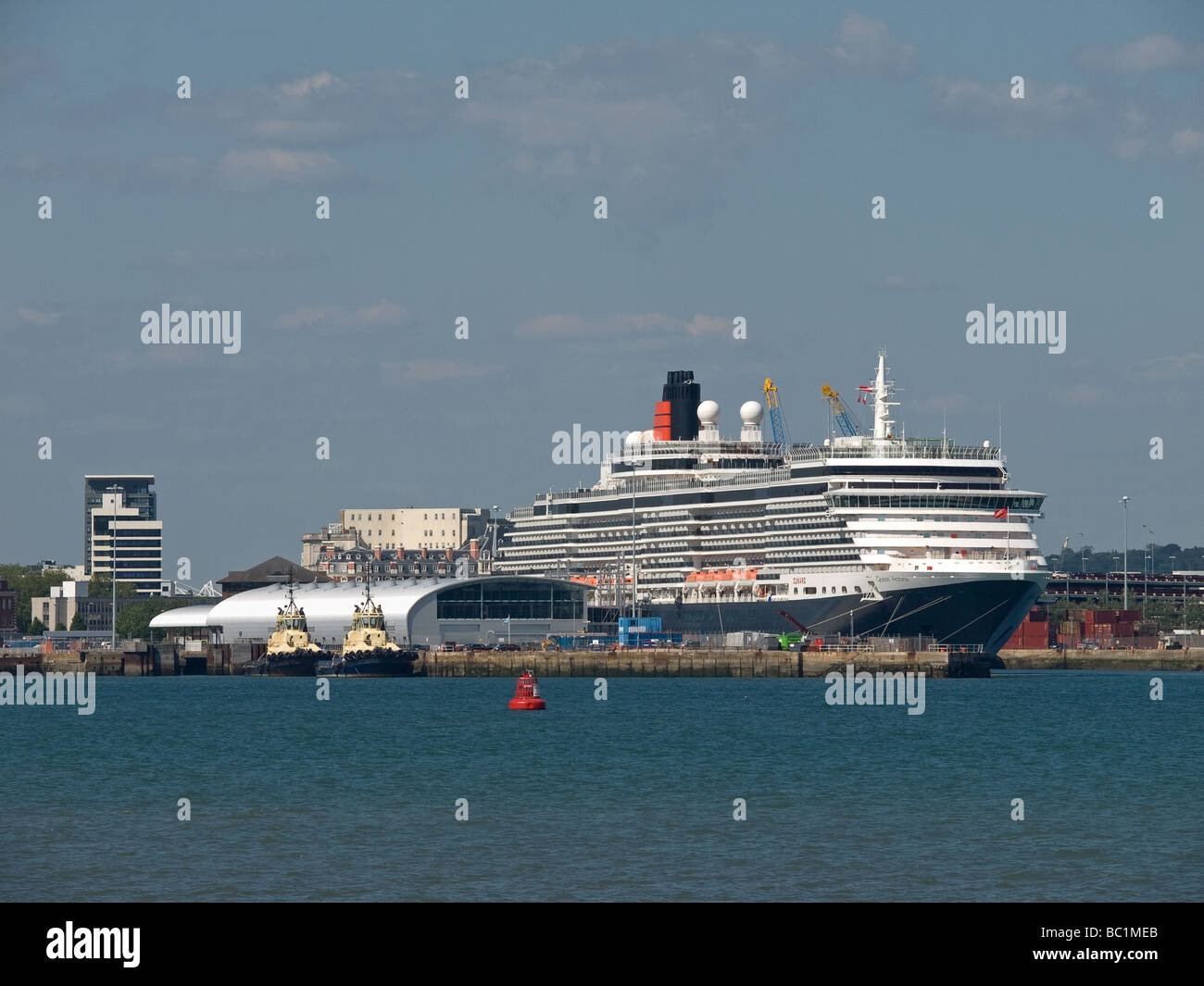 Southampton ocean terminal hi-res stock photography and images - Alamy