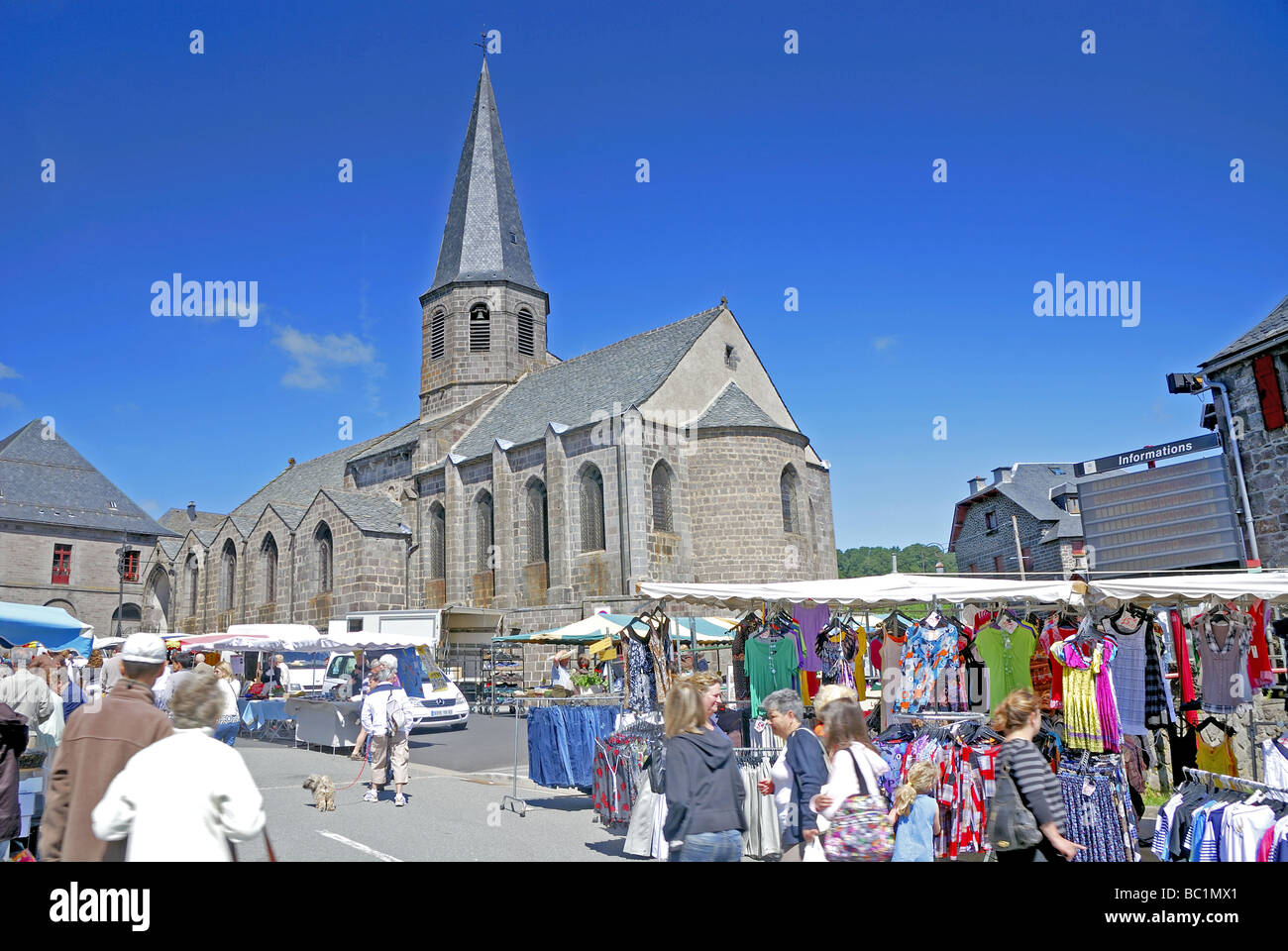 Monday morning shoppers hi-res stock photography and images - Alamy