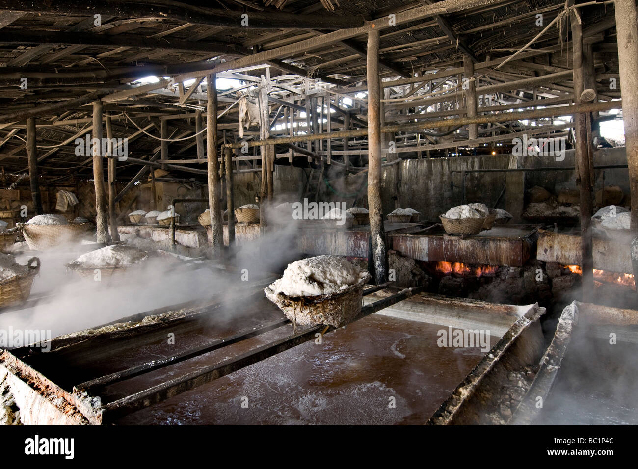 Bangladesh factory hi-res stock photography and images - Alamy