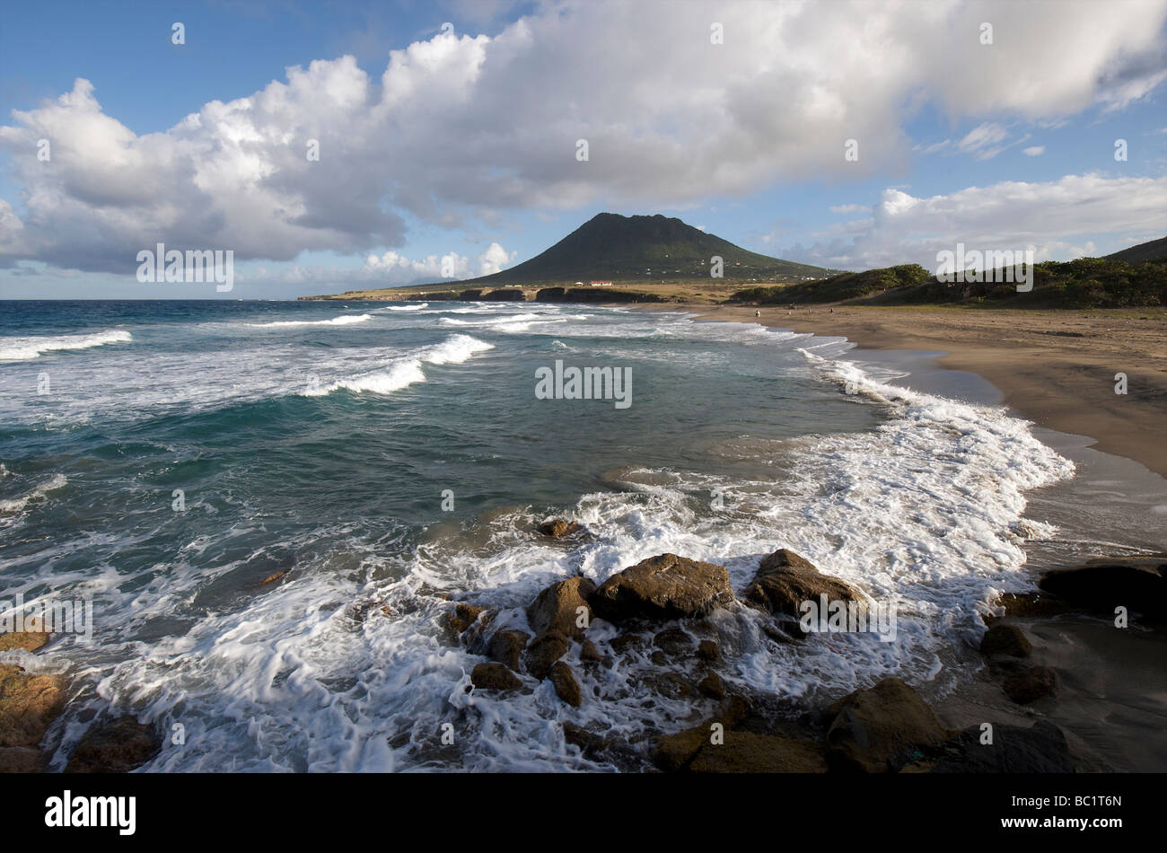 Sint eustatius beach hi-res stock photography and images - Alamy