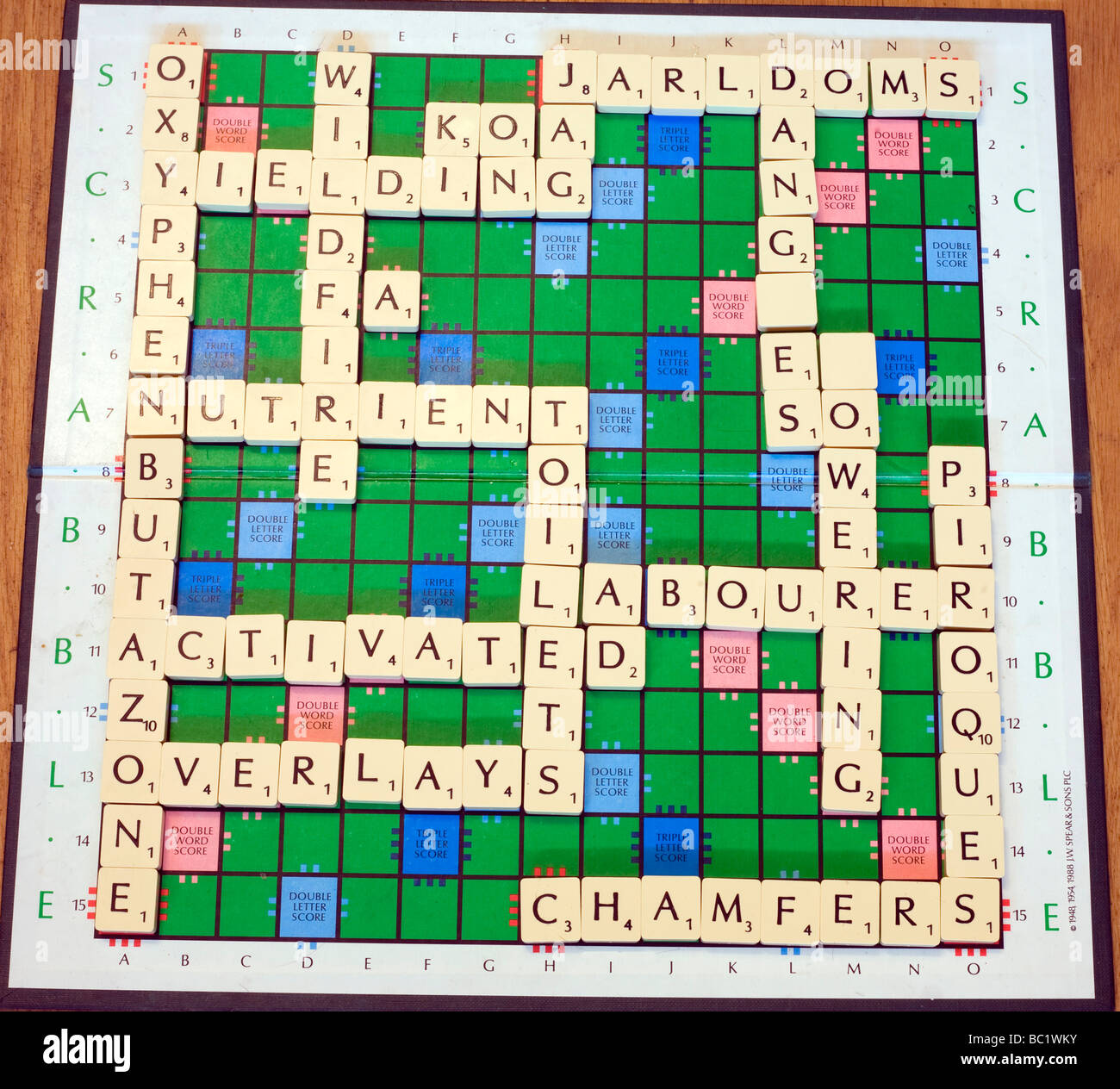 Scrabble tiles a z High Resolution Stock Photography and Images - Alamy