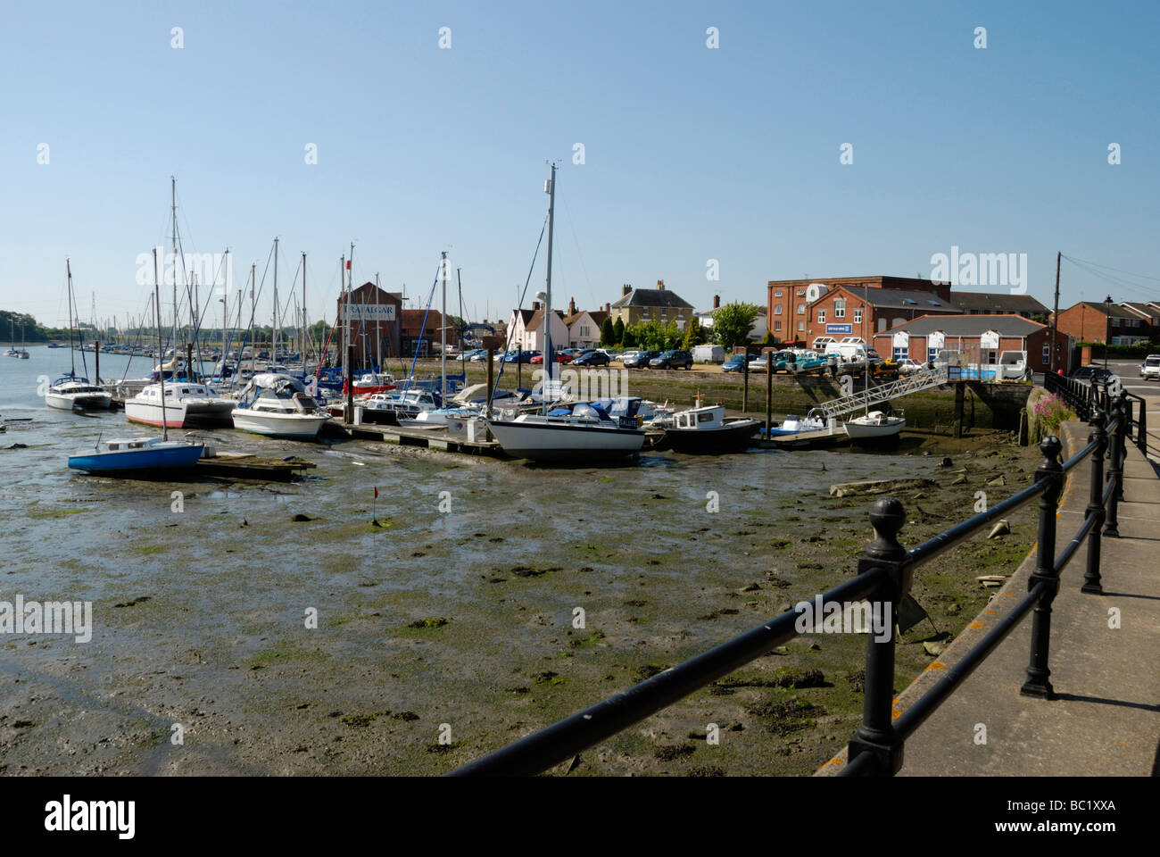 Fareham creek hi-res stock photography and images - Alamy