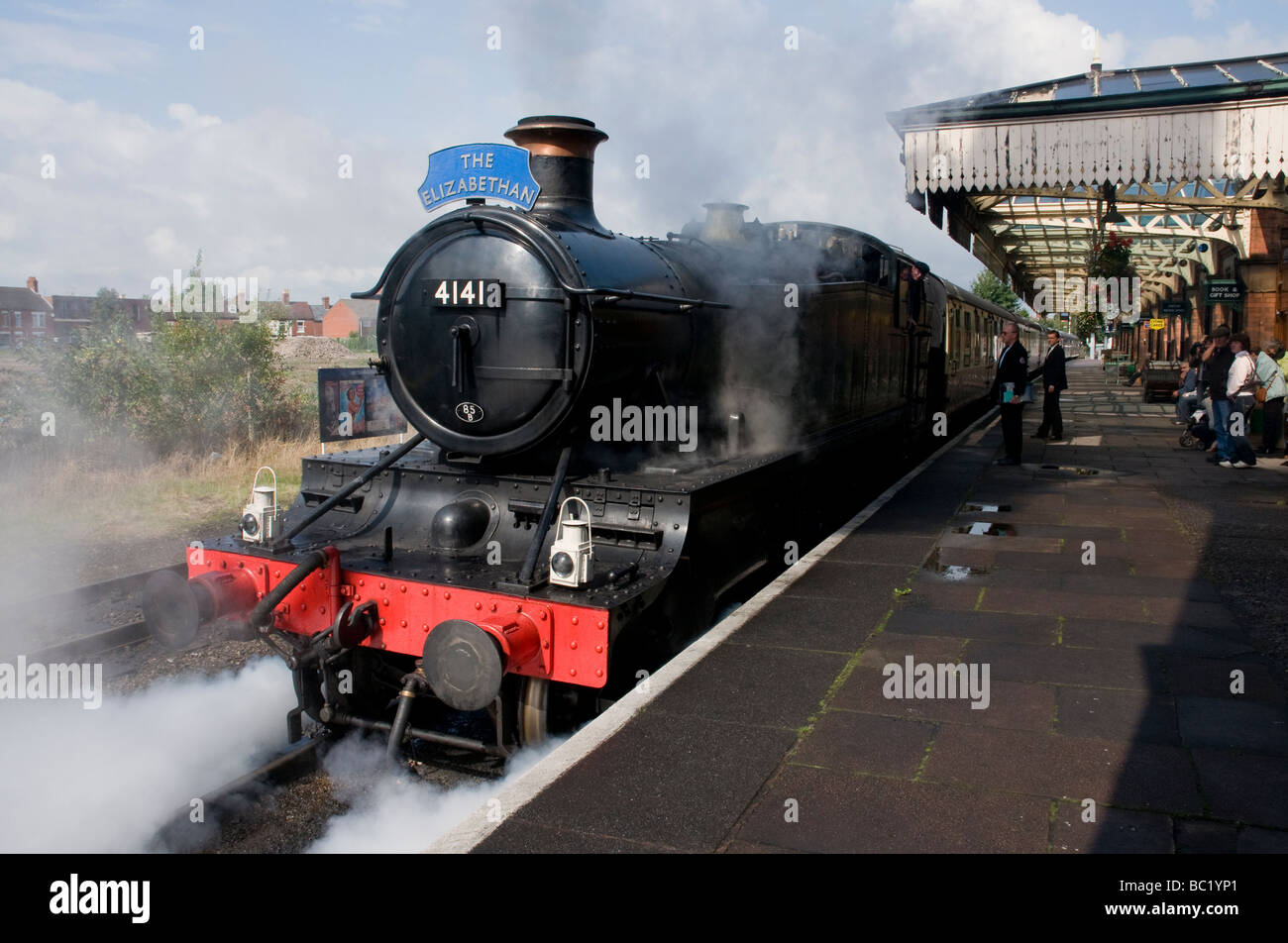 class 4mt 2 6 2t prairie tank ex gwr 4141 great central railway uk ...