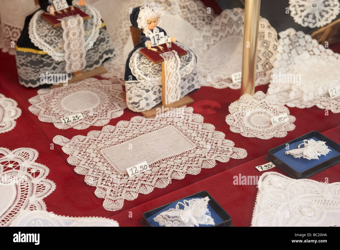 Lace shop brussels belgium hi-res stock photography and images - Alamy