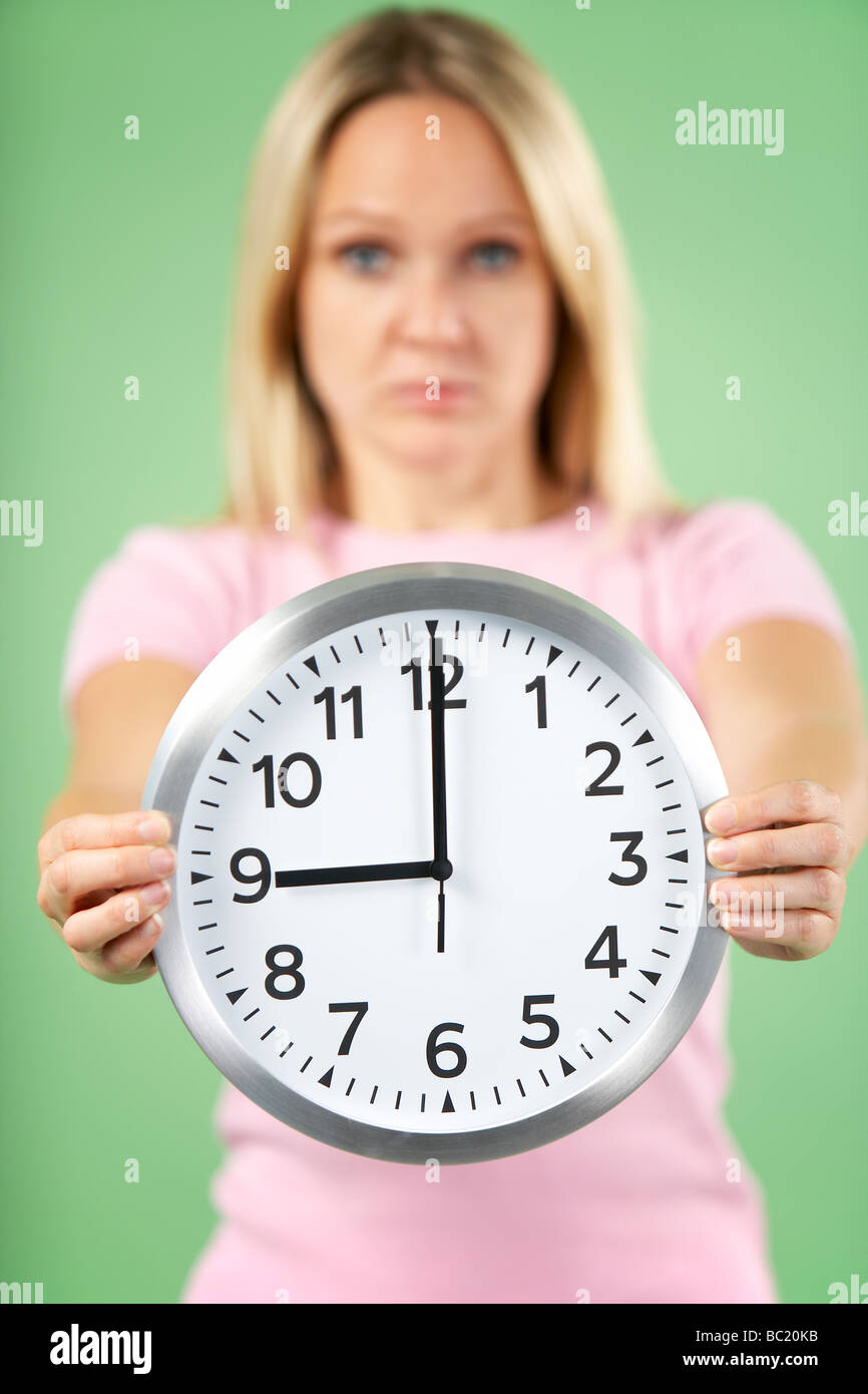 9 o'clock hi-res stock photography and images - Alamy