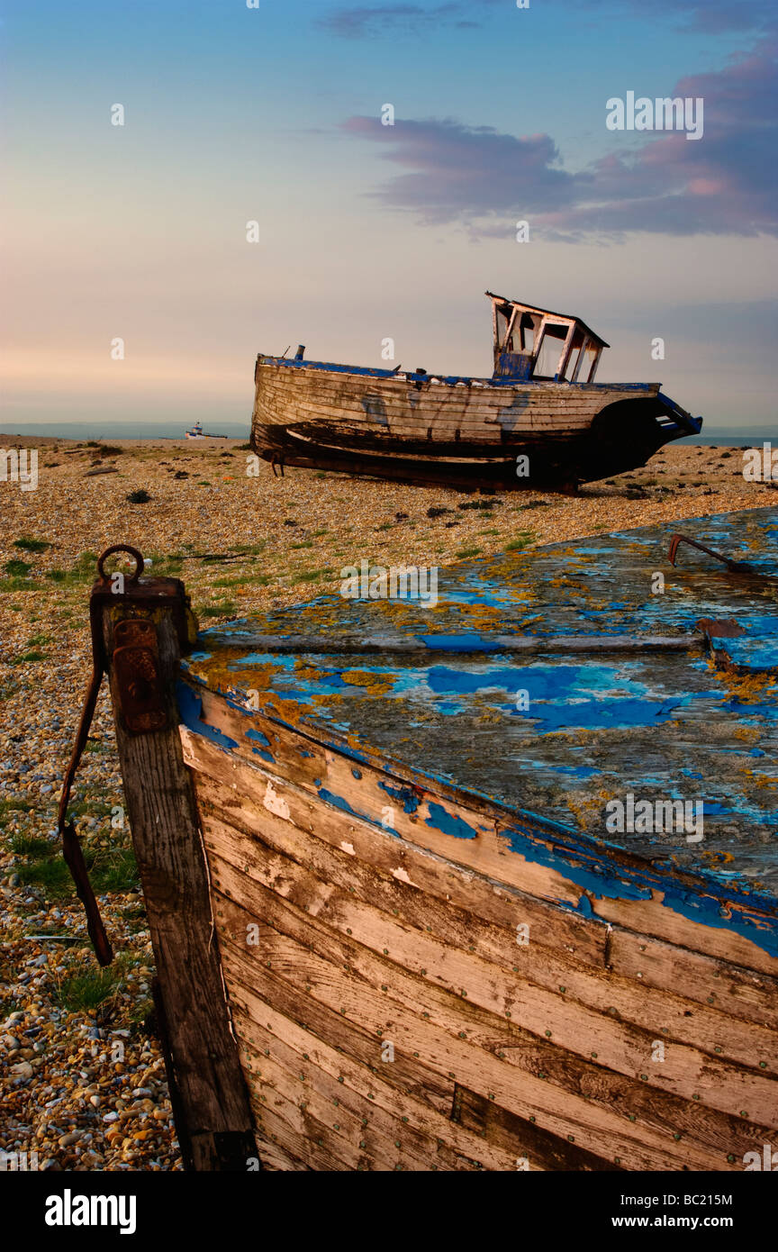 Rotten abandoned boats hi-res stock photography and images - Alamy