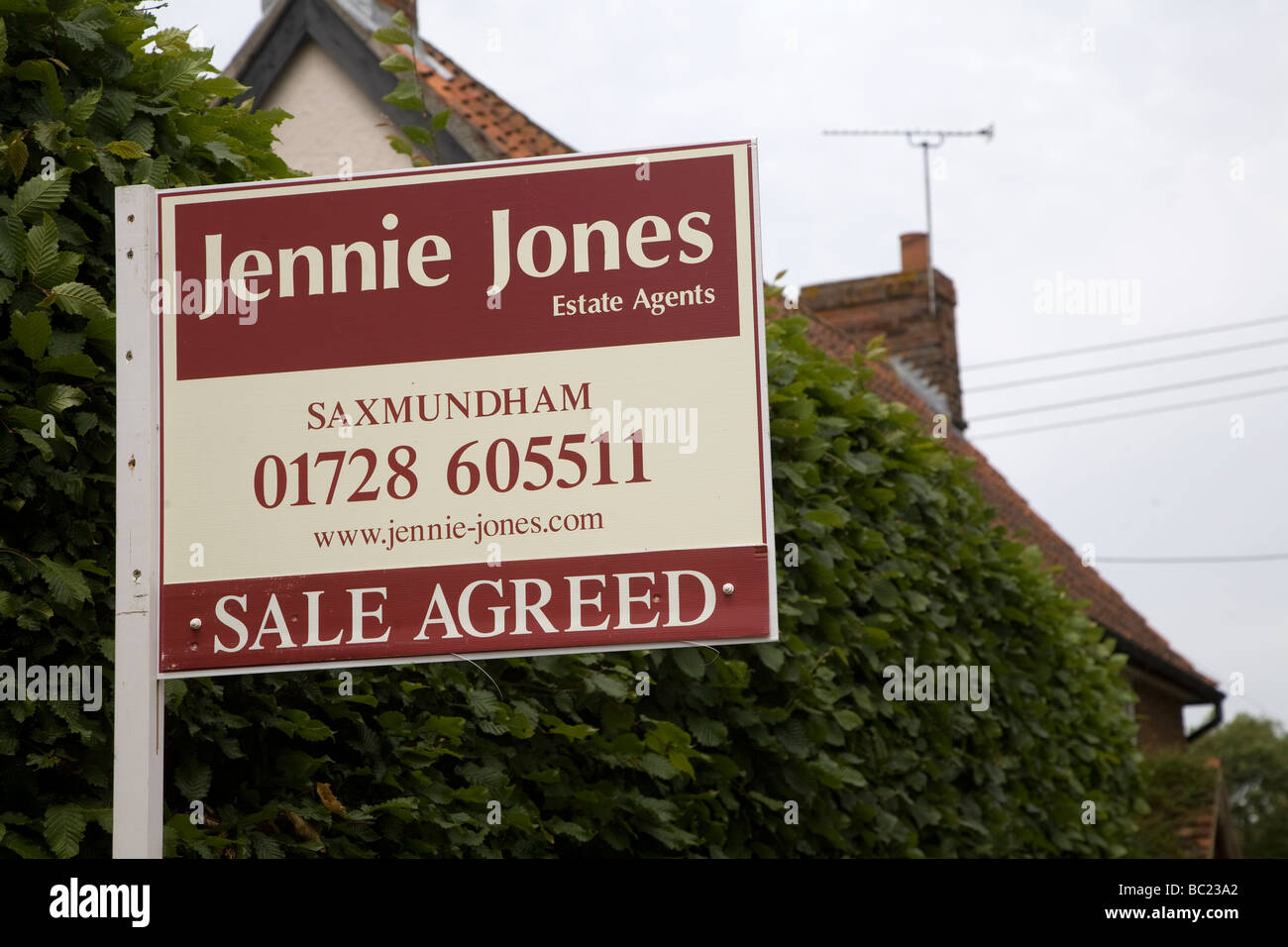 Estate agency estate agents hi-res stock photography and images - Alamy