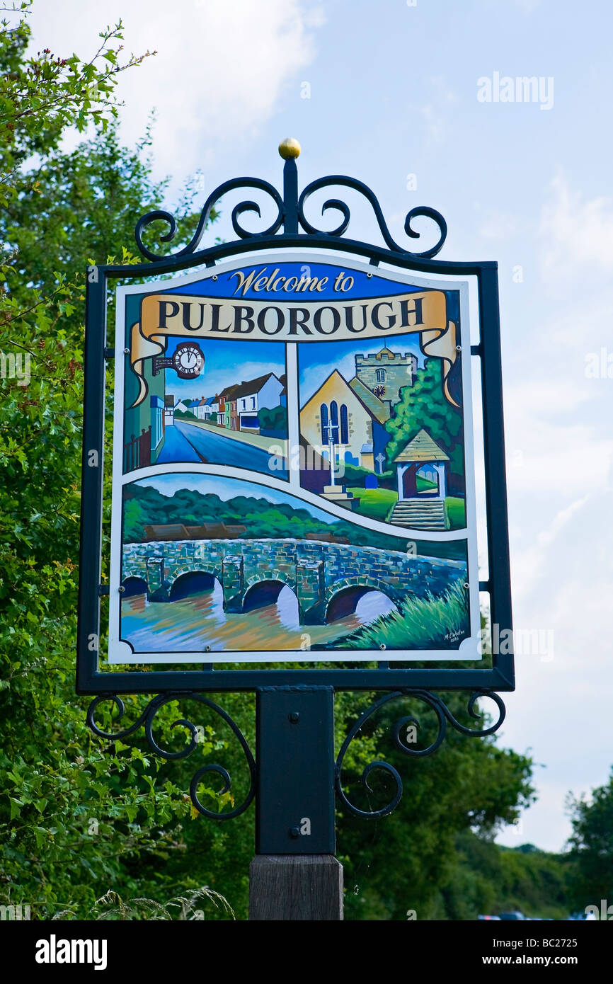 Pulborough village hi-res stock photography and images - Alamy