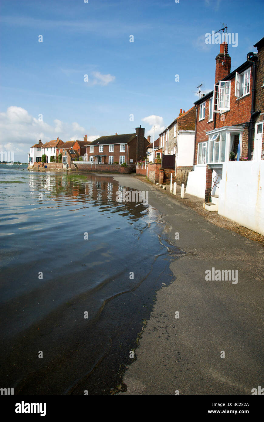 Bosham, West Sussex Foreshore Road Houses Stock Photo - Alamy