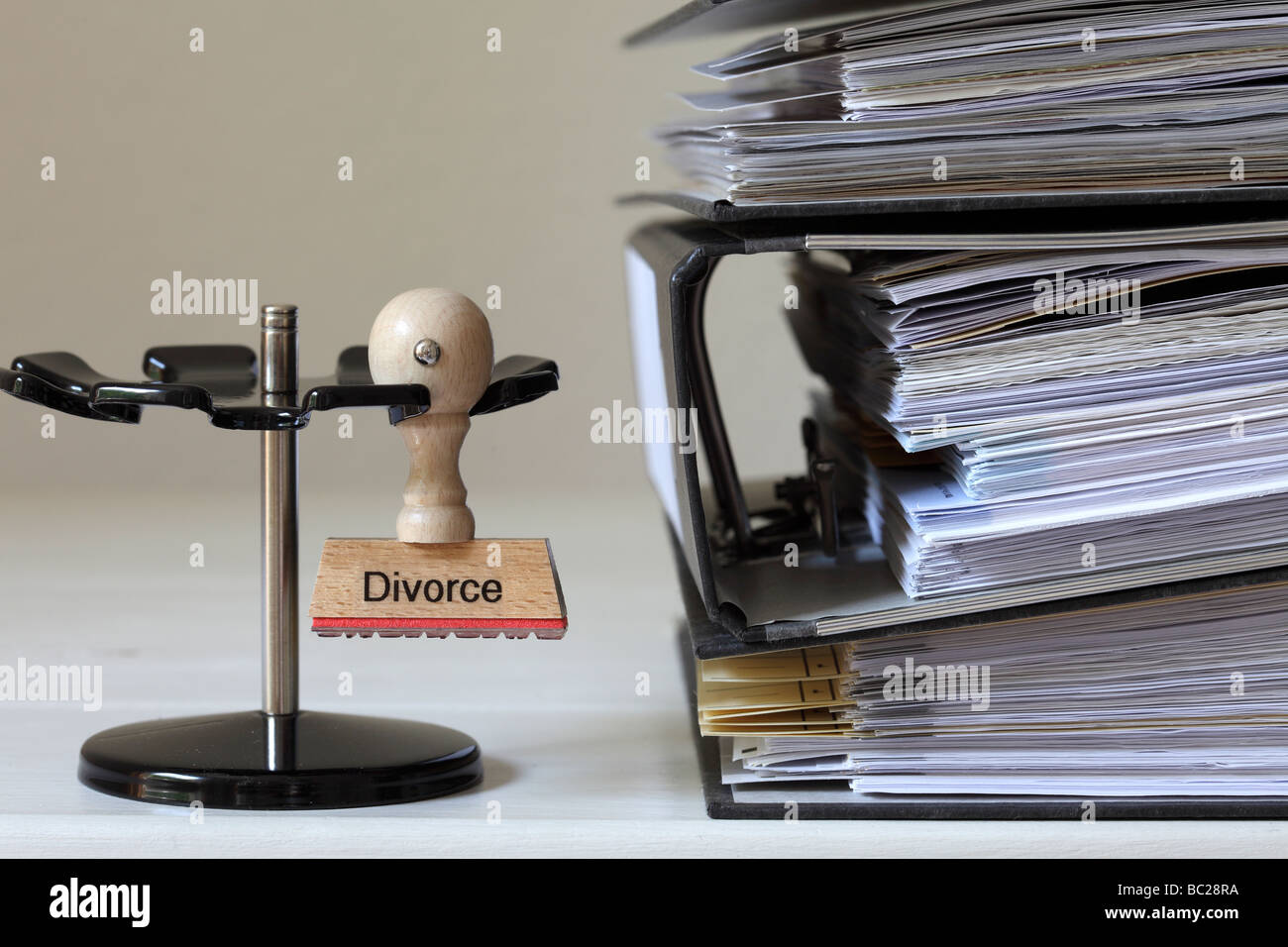 Divorce stamp hi-res stock photography and images - Alamy