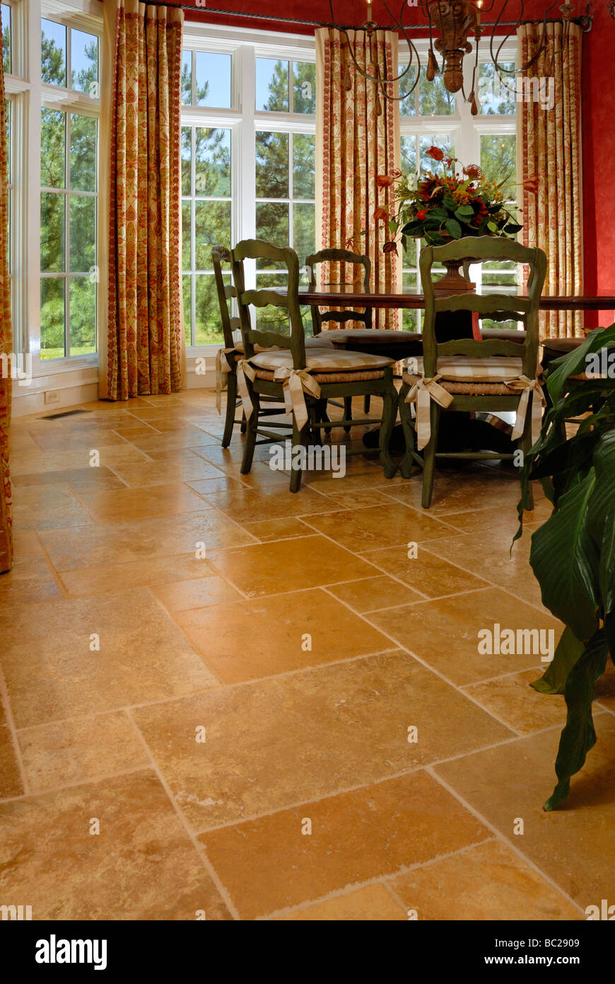 Breakfast nook hi-res stock photography and images - Alamy