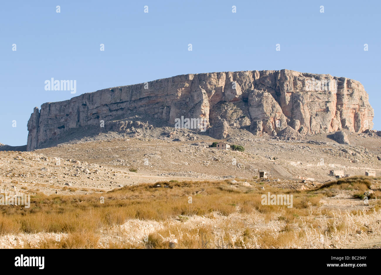 Stone plateau hi-res stock photography and images - Alamy