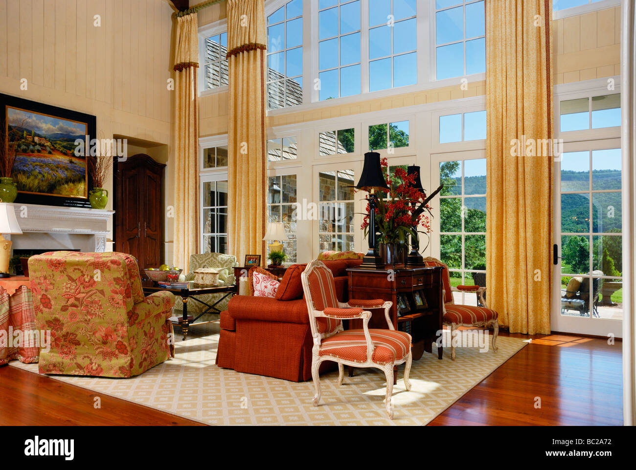 Very tall french windows hi-res stock photography and images - Alamy