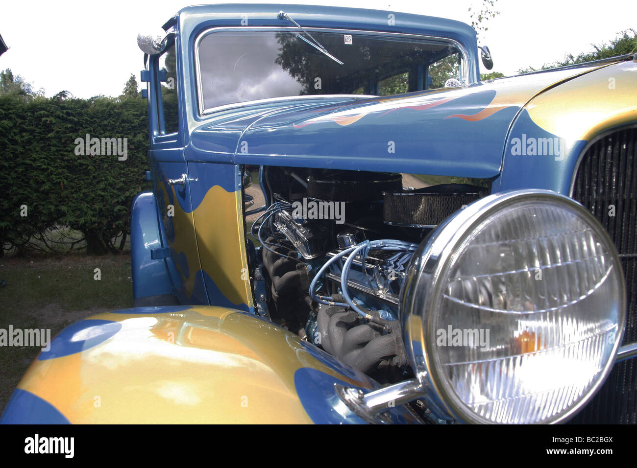 Vintage custom cars hi-res stock photography and images - Alamy