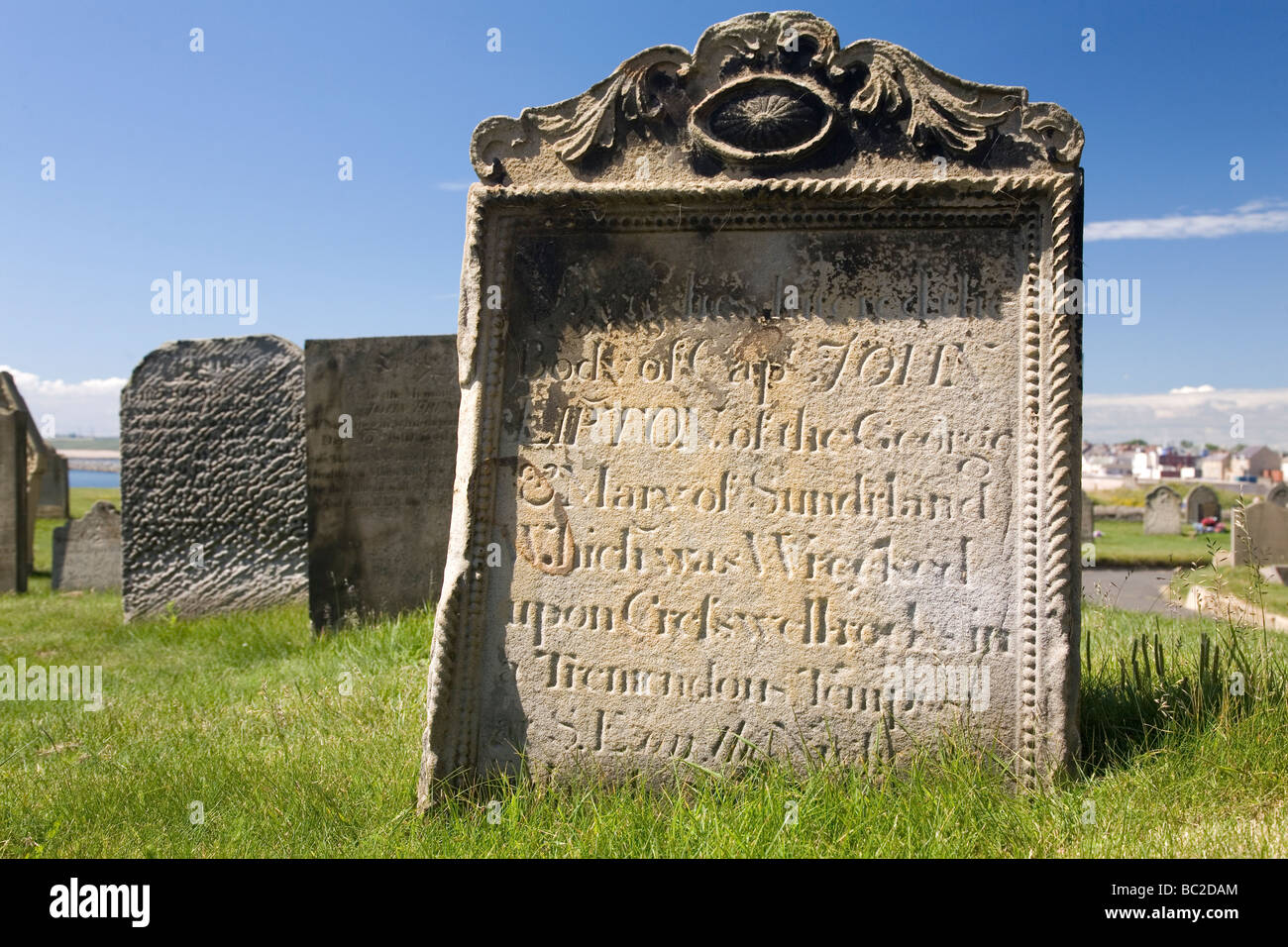 The grave of sea captain John Lipton at Newbiggin-by-the-Sea ...