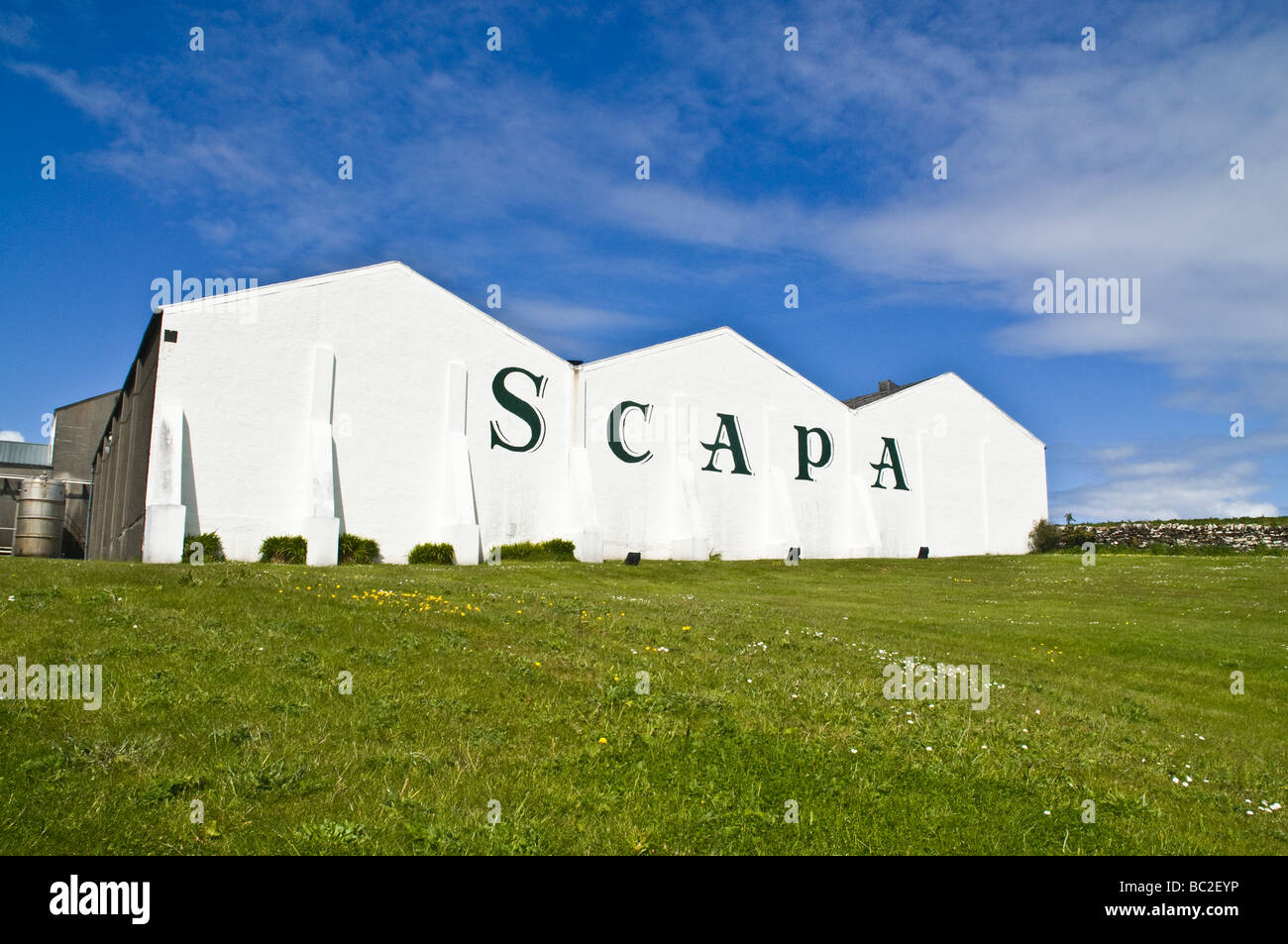 Orkney scapa distillery hi-res stock photography and images - Alamy