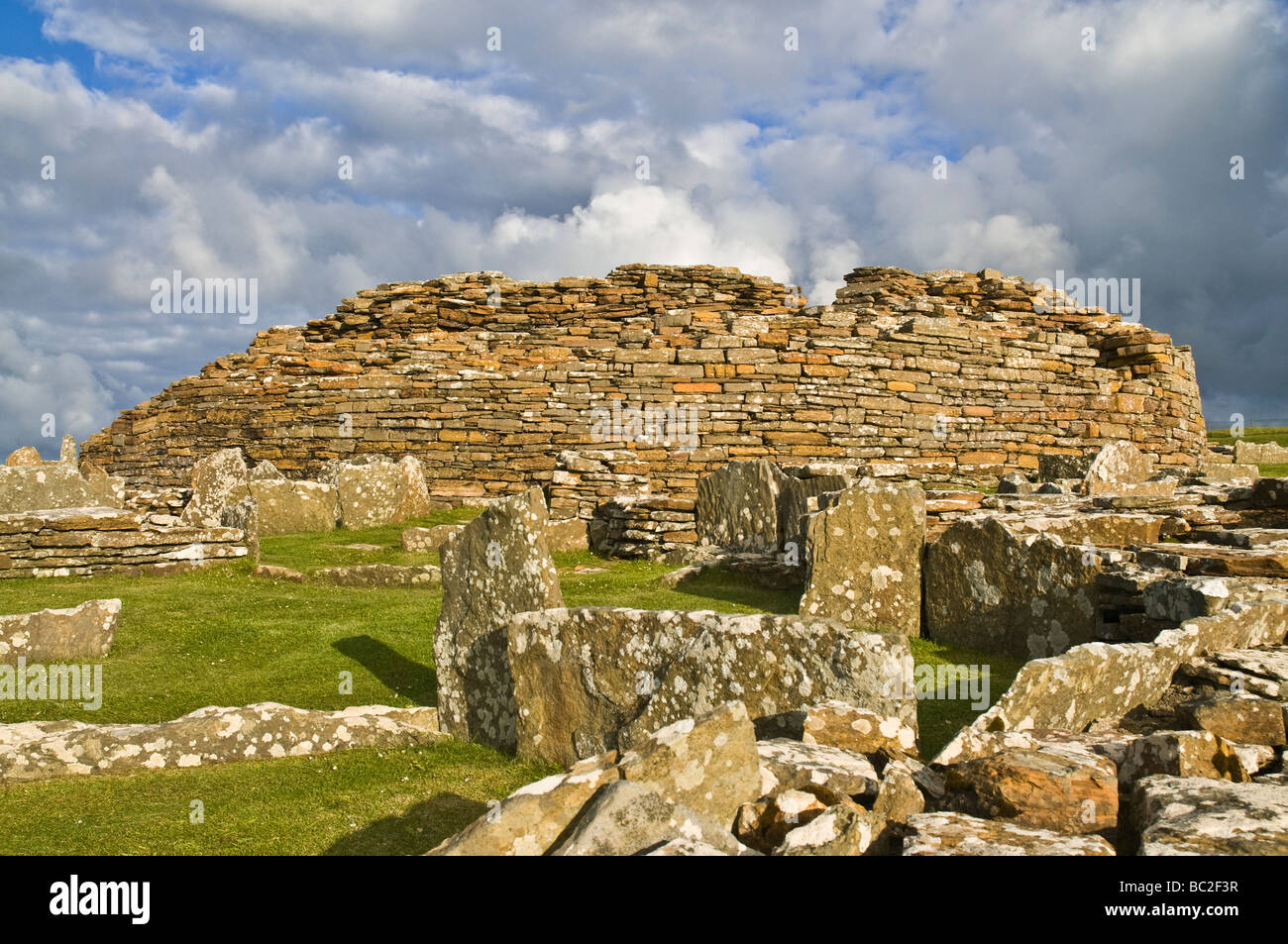 dh Gurness EVIE ORKNEY Iron age broch defensive fortifications ruined ...