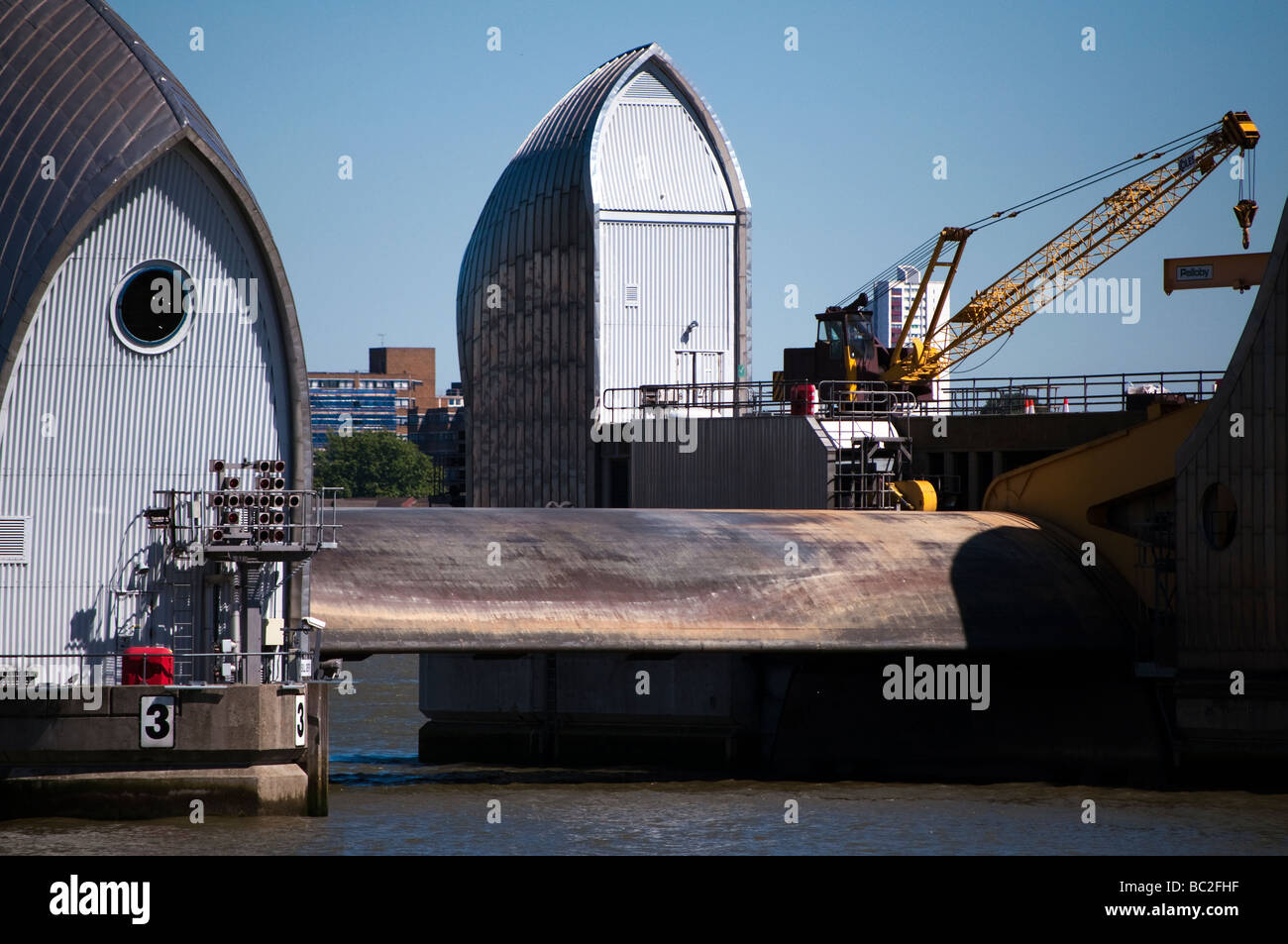 Maintenance on the Thames Barrier Stock Photo - Alamy