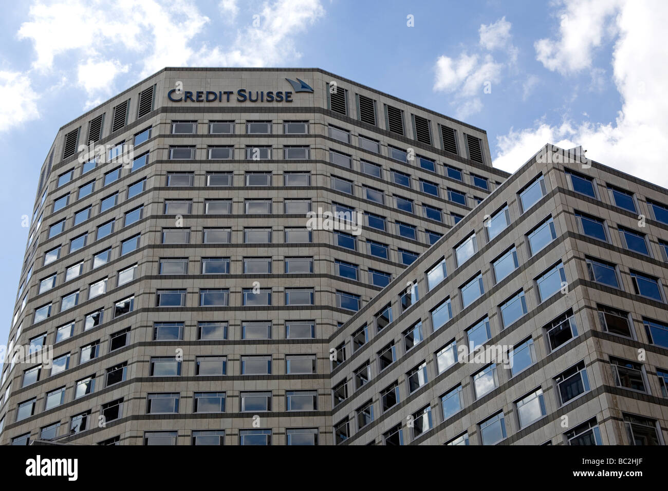 Credit Suisse Building in Canary Wharf Stock Photo - Alamy