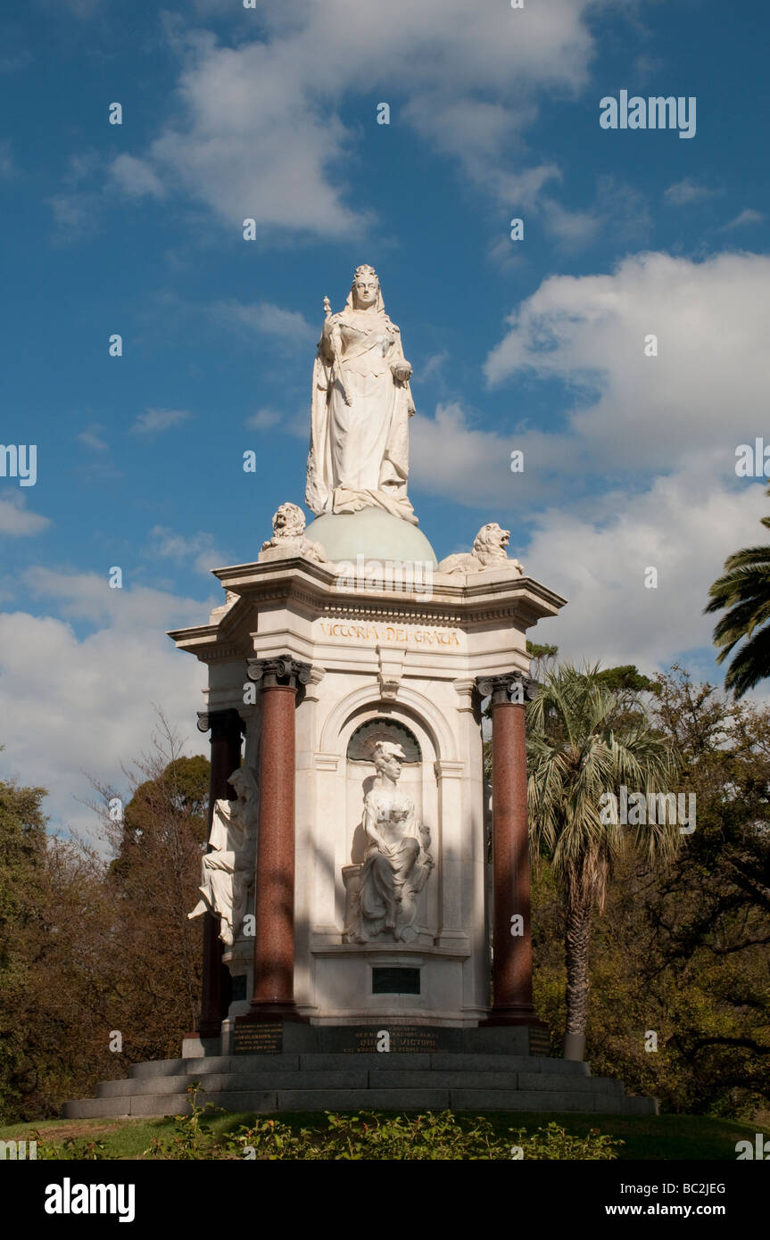 Statue of Queen Victoria in Queen Victoria Gardens, Melbourne, Victoria ...