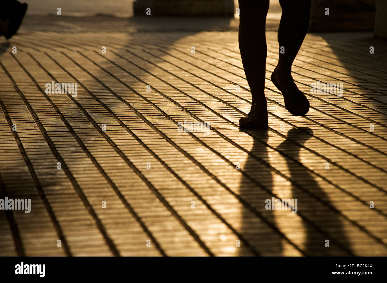 Feet silhouette hi-res stock photography and images - Alamy