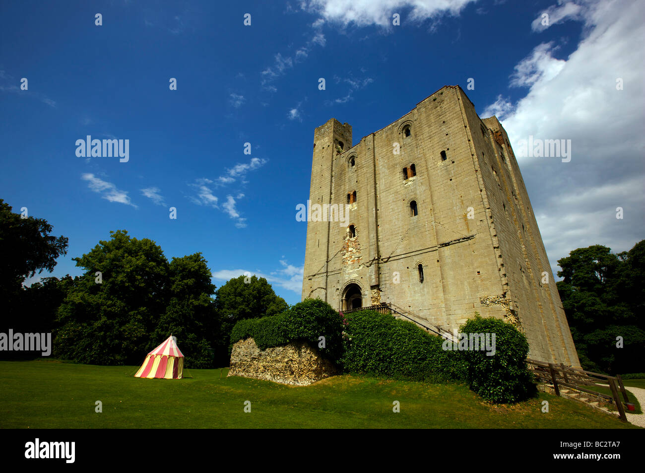 Hedingham castle norman keep hi-res stock photography and images - Alamy
