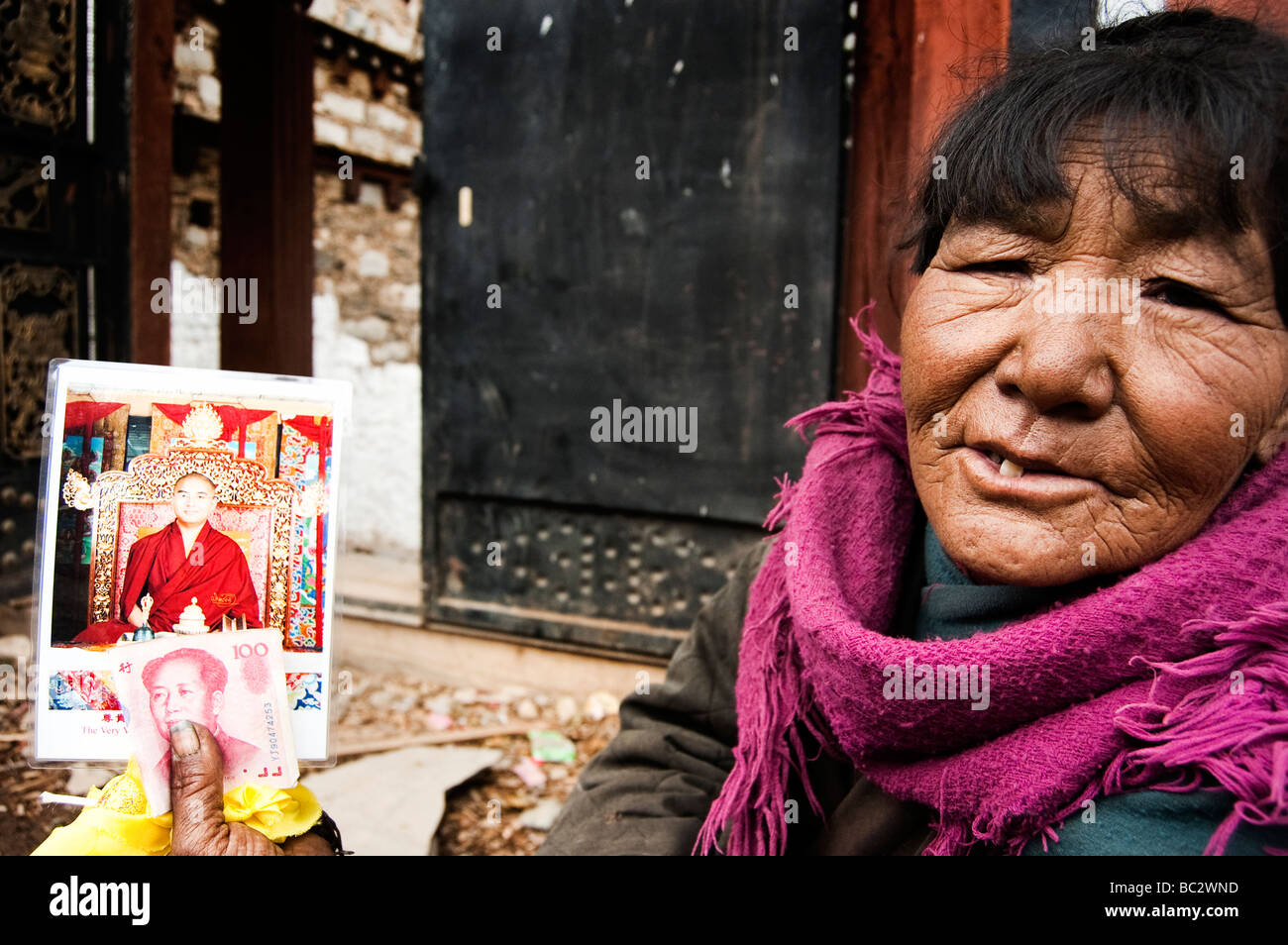Homeless female china hi-res stock photography and images - Alamy