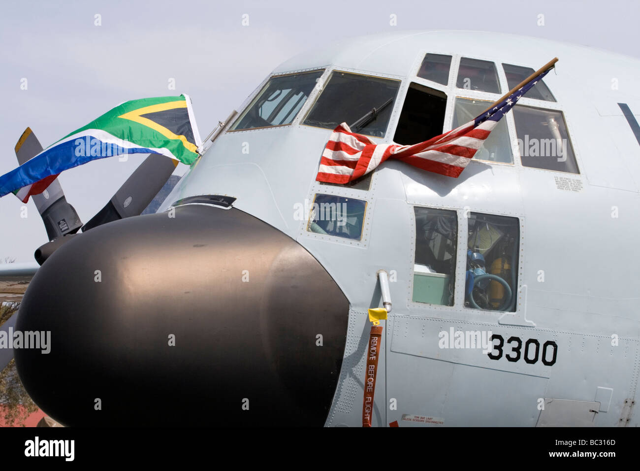 Lockheed c 130 hercules hi-res stock photography and images - Alamy