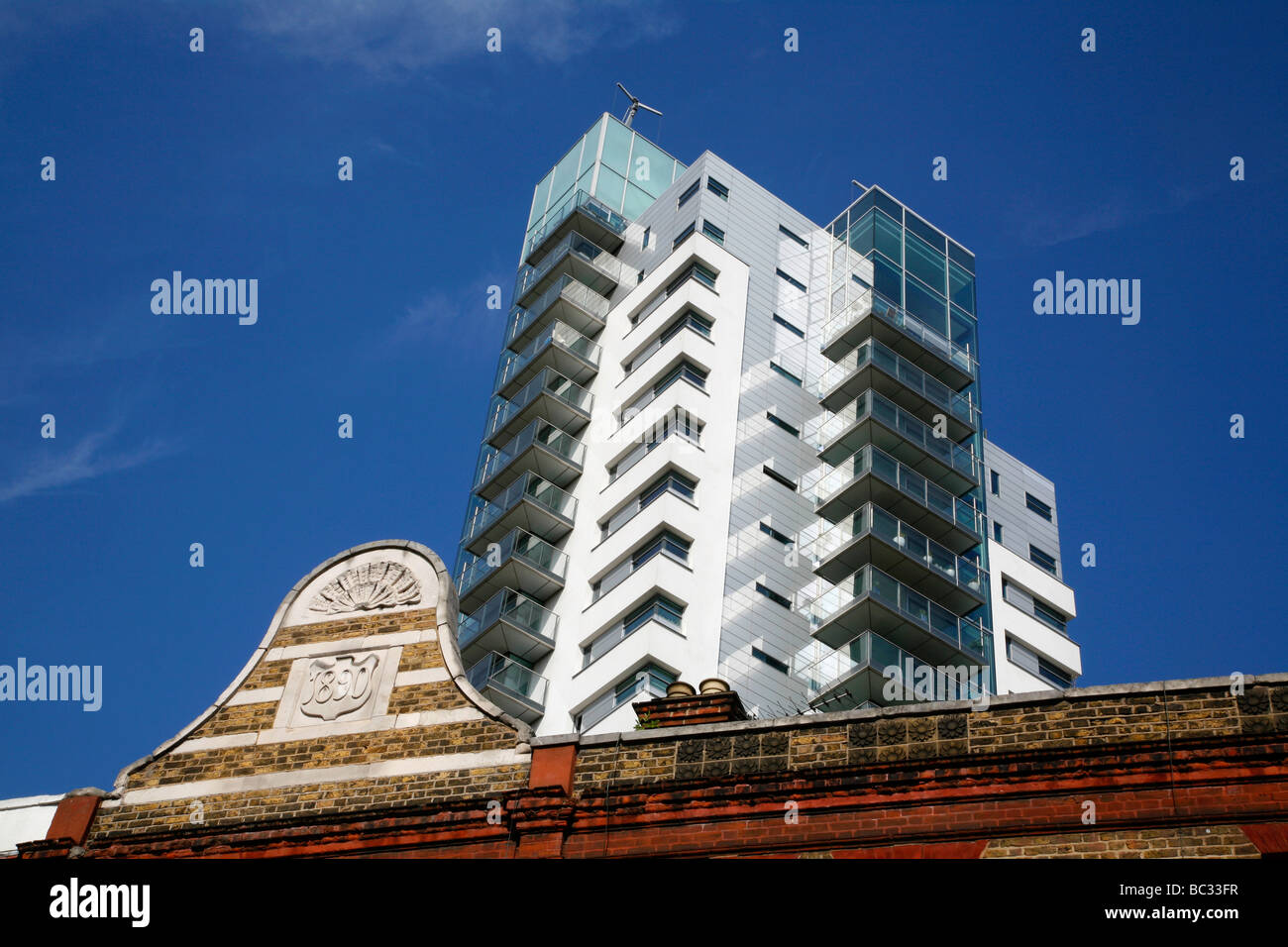 Tabard street hi-res stock photography and images - Alamy