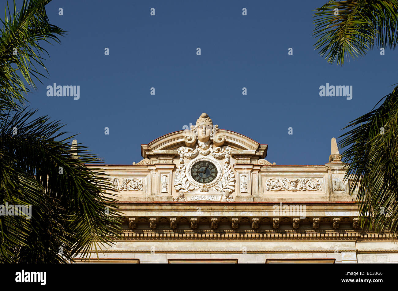 Detail restored colonial building hi-res stock photography and images ...