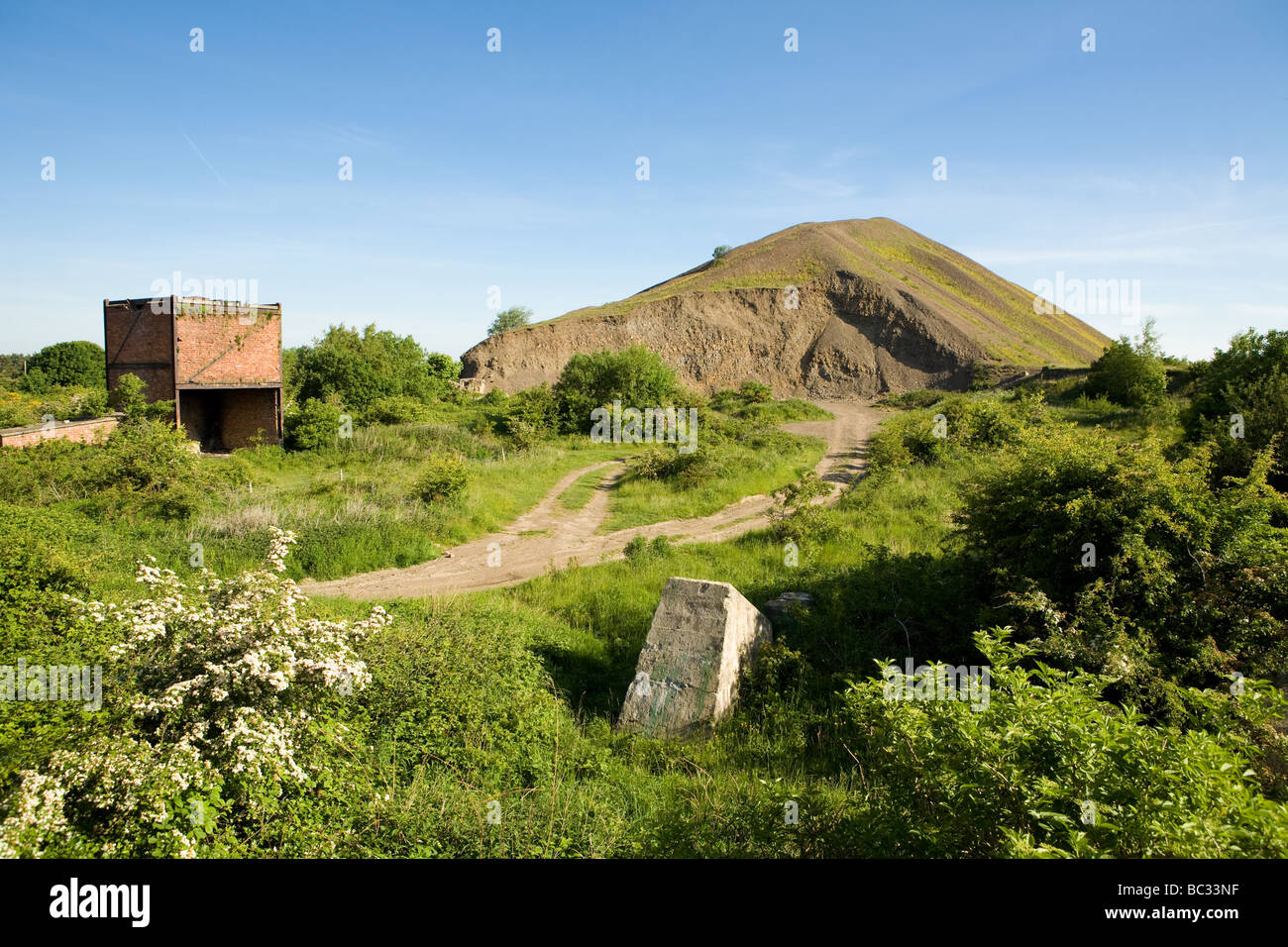 Iron ore mines hi-res stock photography and images - Alamy