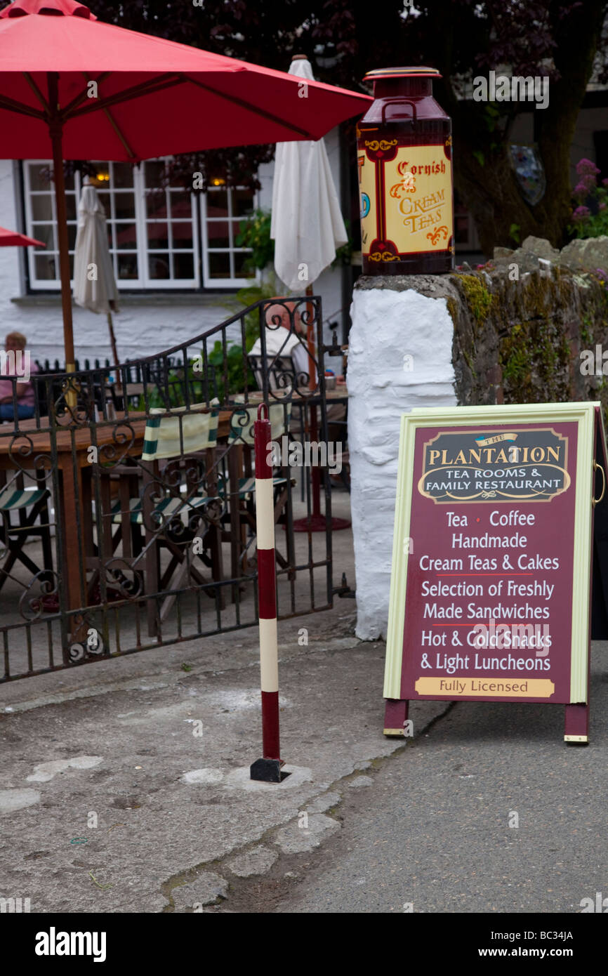 A Seaside Cafe, Tea rooms & restaurant. Painter Milk Churn, Polperro ...