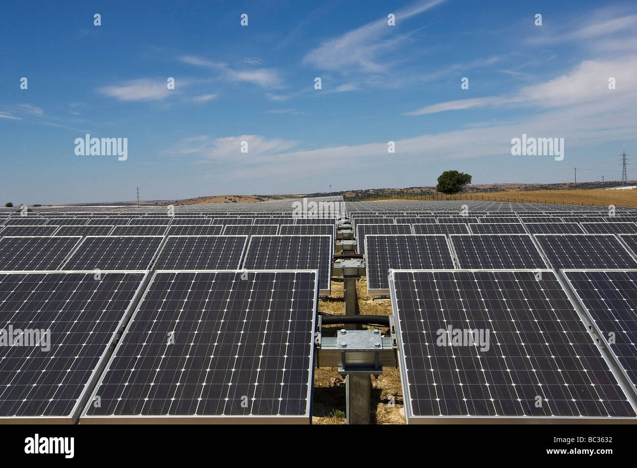 Serpa (Portugal) : Solar photovoltaic power plant Stock Photo - Alamy