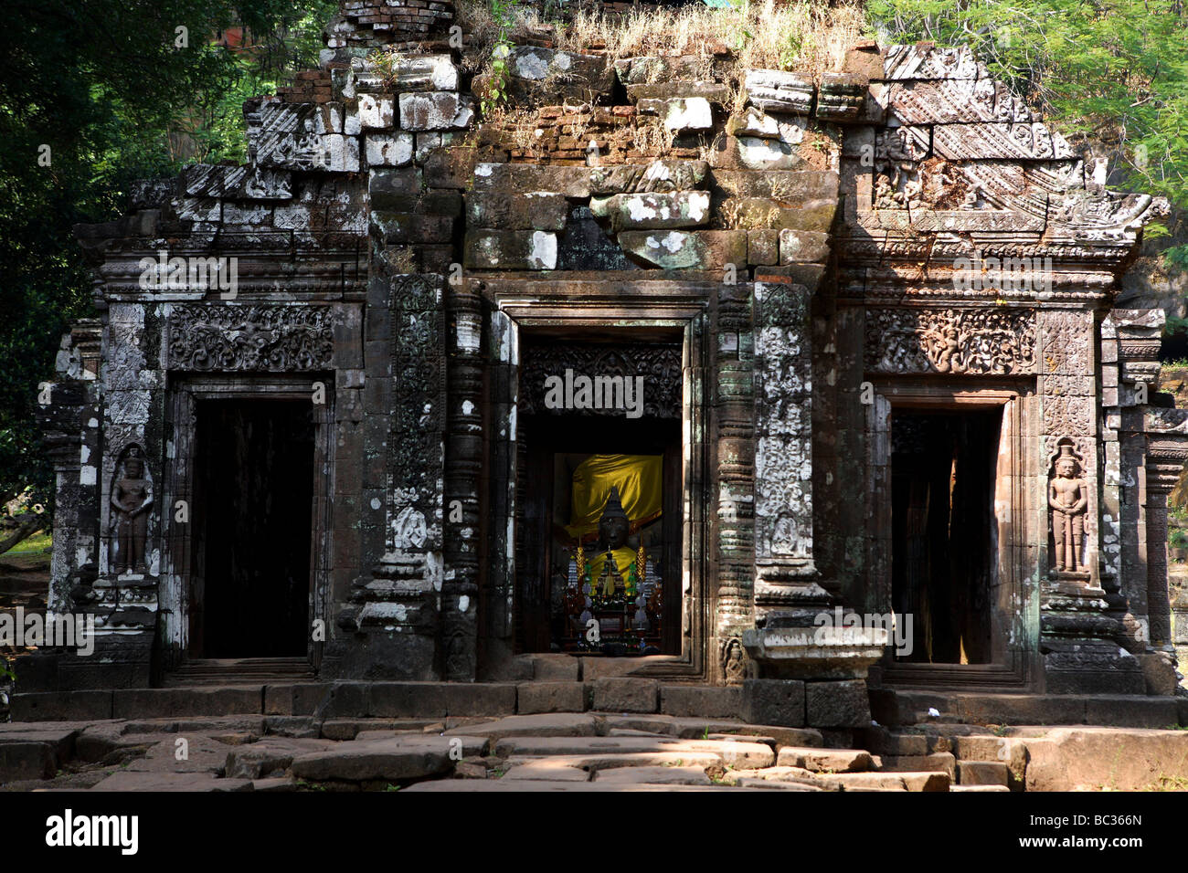 Laos, Champasak : Wat Phou (Vat Phu), former Khmer Hindu temple complex ...