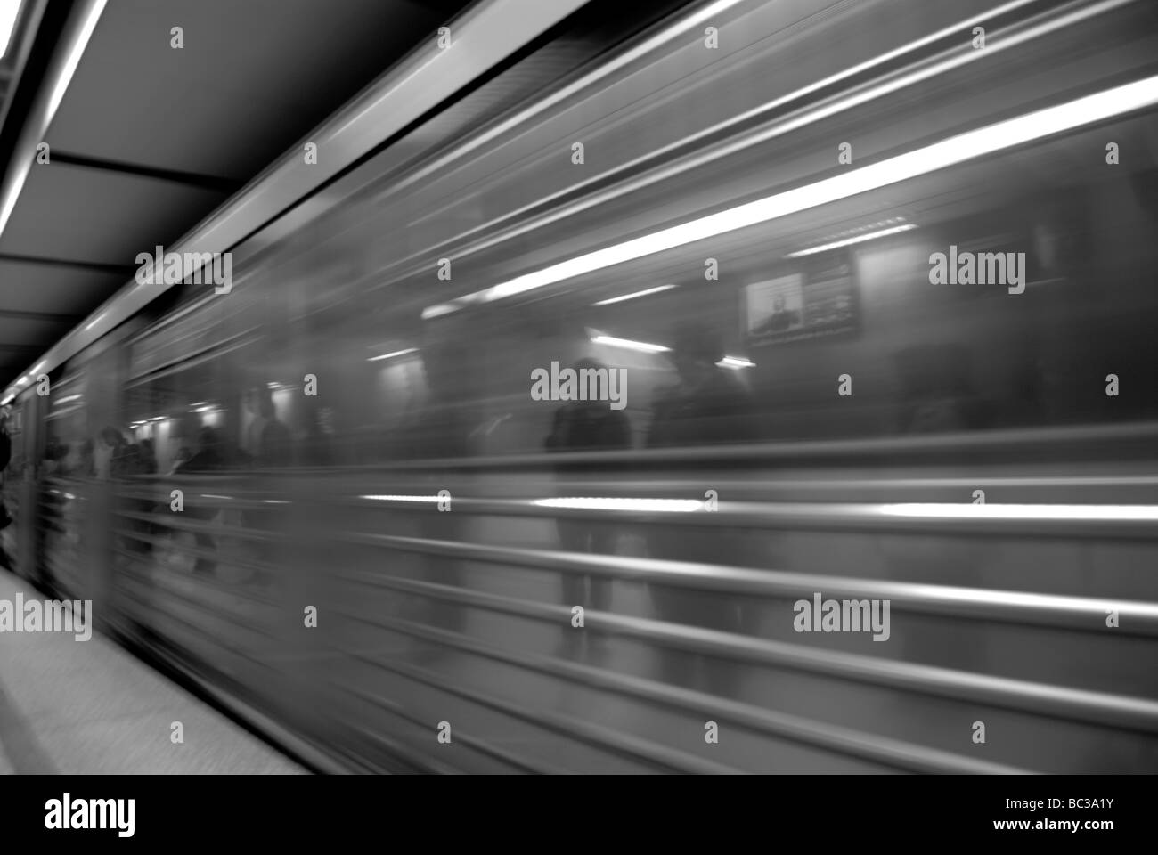 METRO TRAIN IN MOTION Stock Photo - Alamy