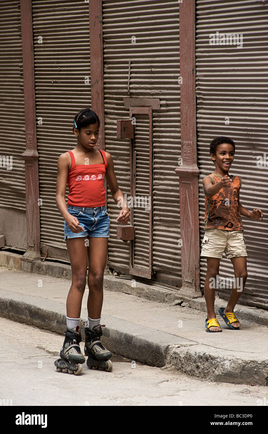 Cuban children hi-res stock photography and images - Alamy