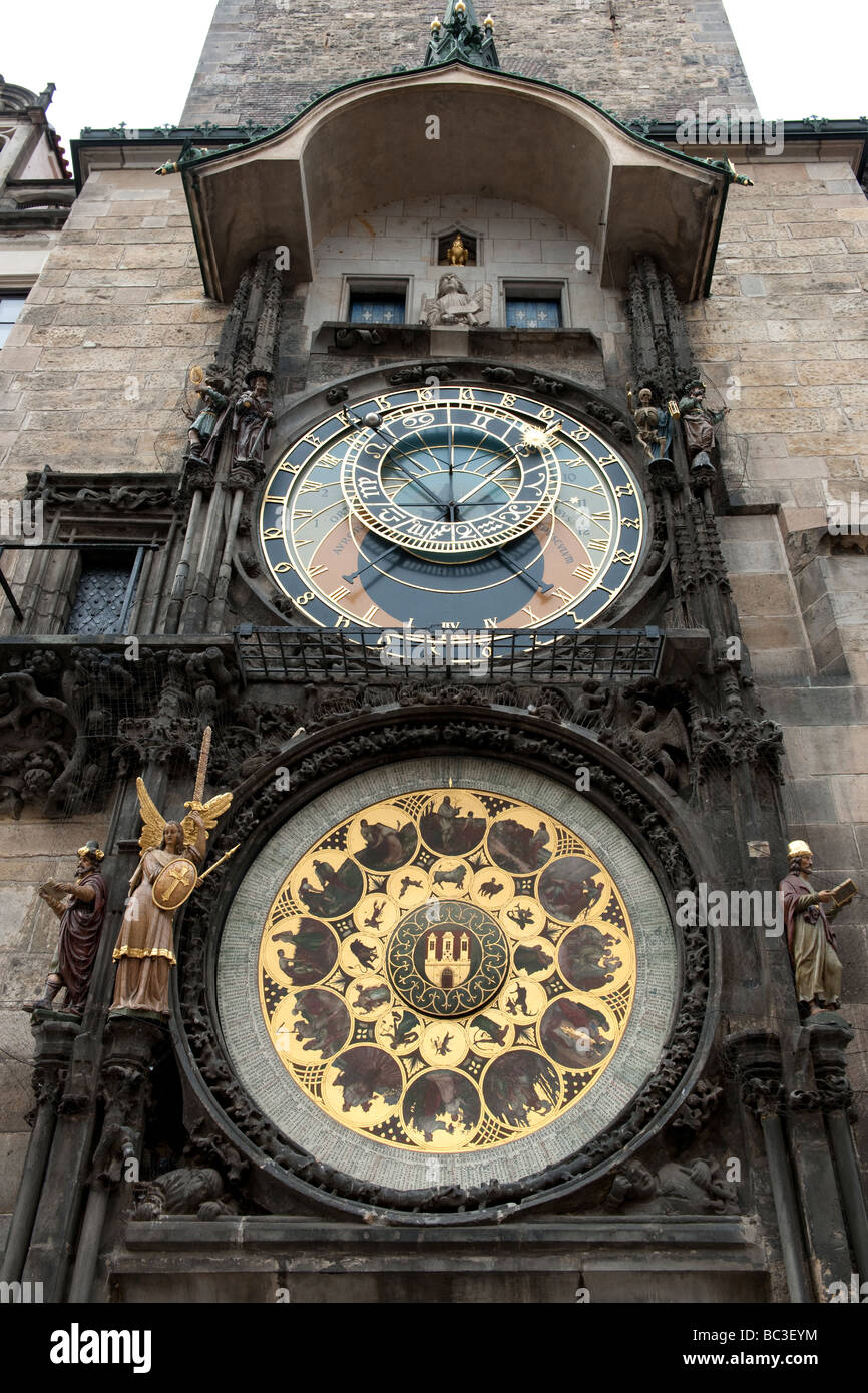Astronomische Uhr im Altstädter Rathaus Prague Astronomical Clock Czech ...