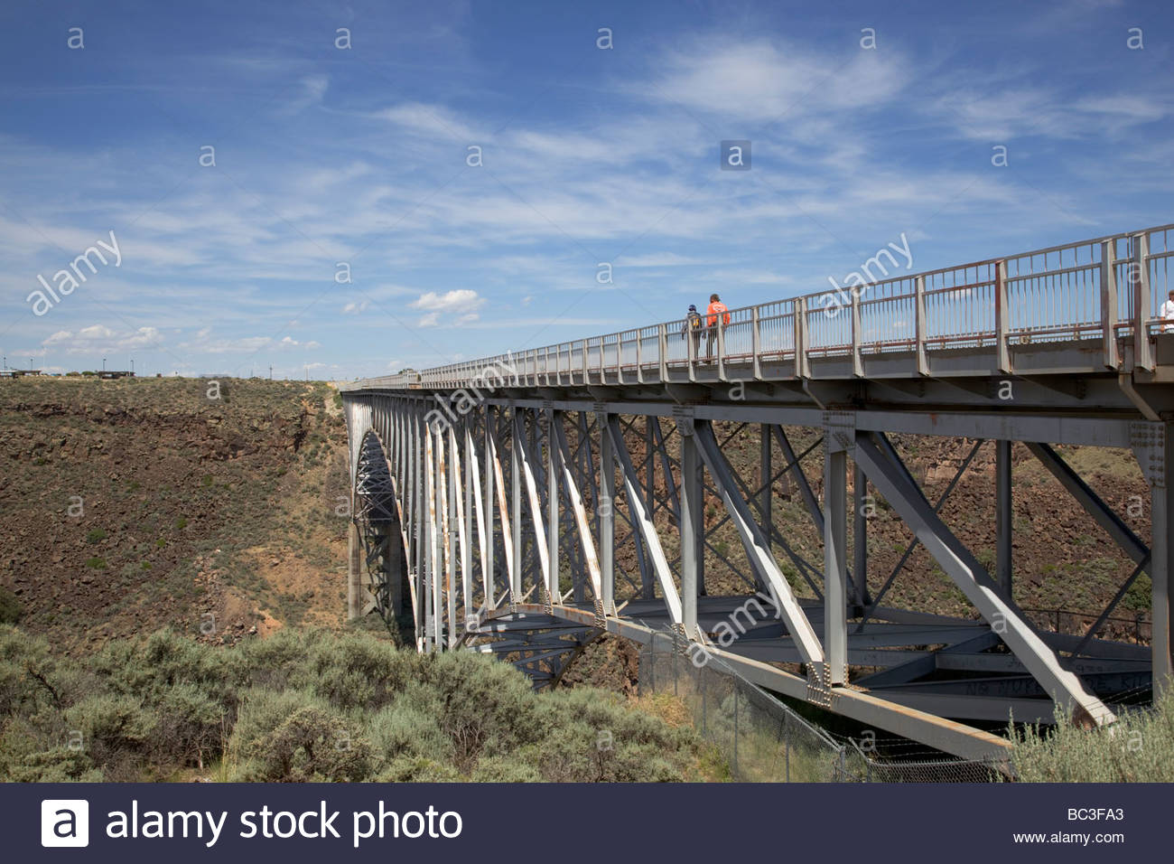 Rio Grande River Bridge High Resolution Stock Photography and Images ...