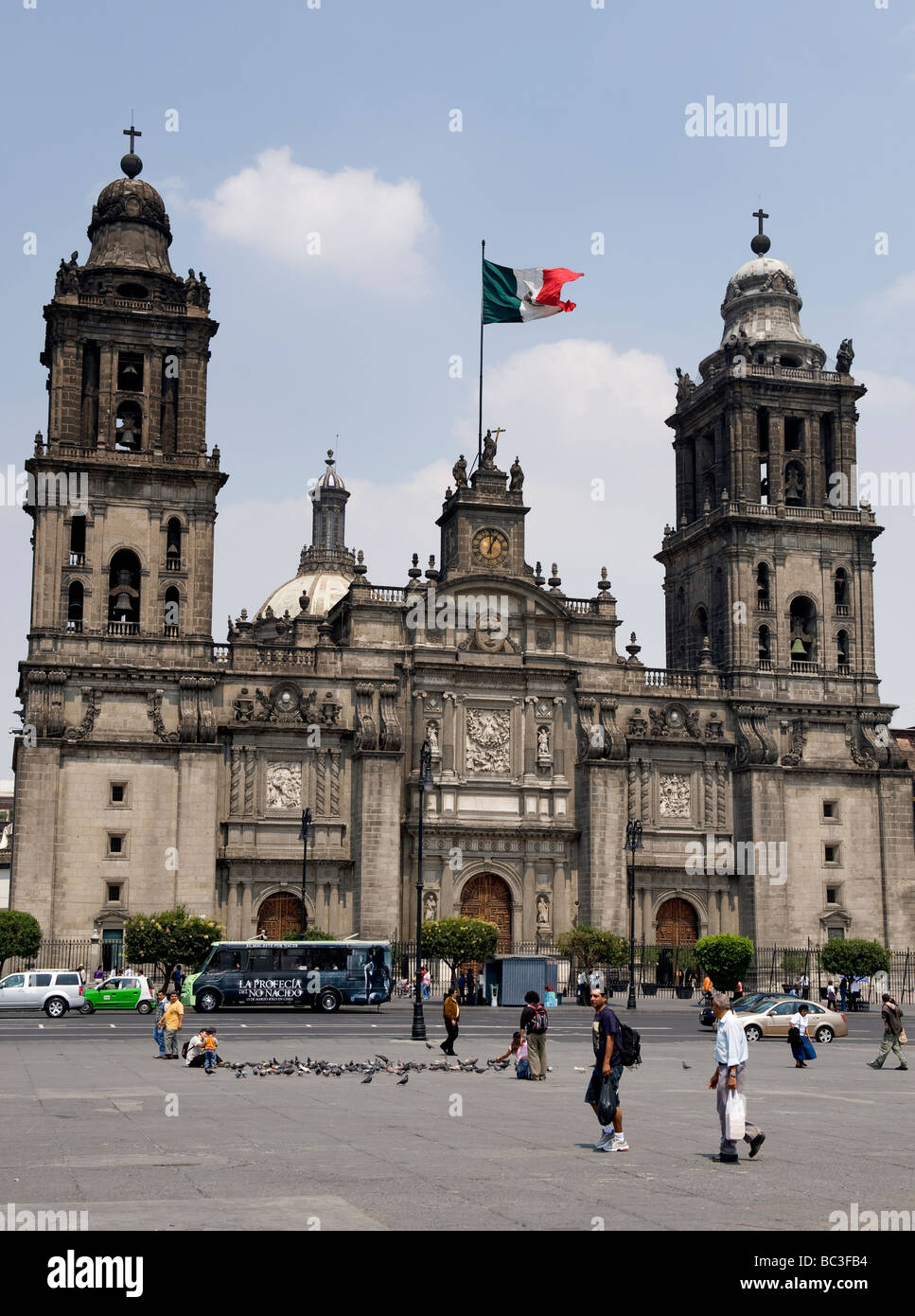 The Cathedral Metropolitan on El Zocalo, Mexico City Stock Photo - Alamy