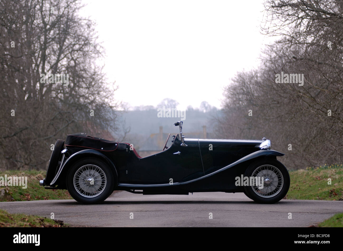 1933 MG K1 Tourer classic open top sports car Stock Photo - Alamy