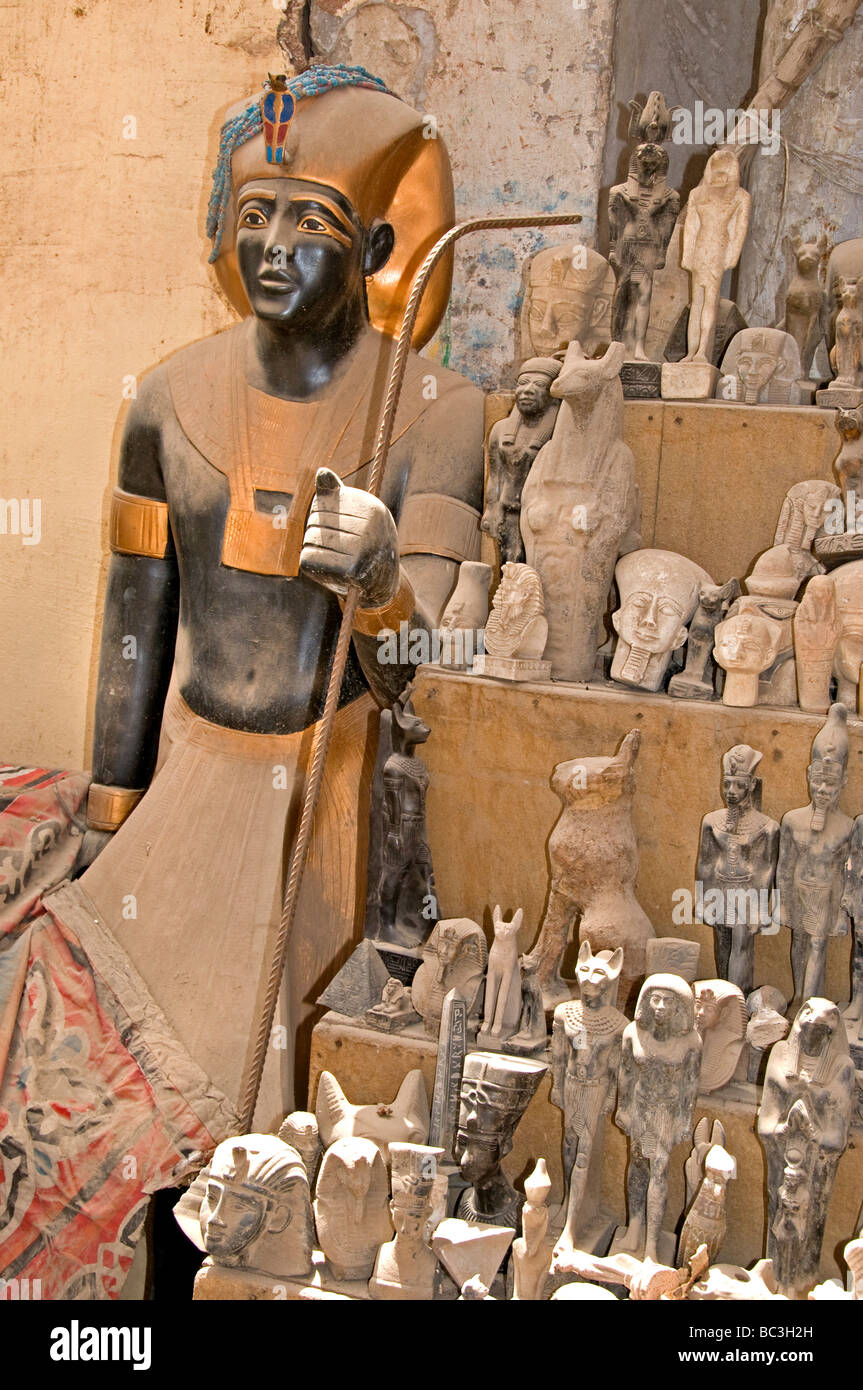 Luxor Egypt Bazaar Souk antique ancient old swap Stock Photo - Alamy