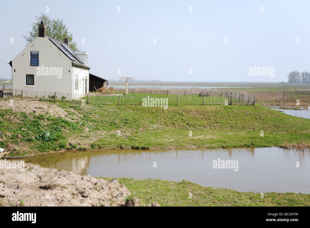 Bog house hi-res stock photography and images - Alamy